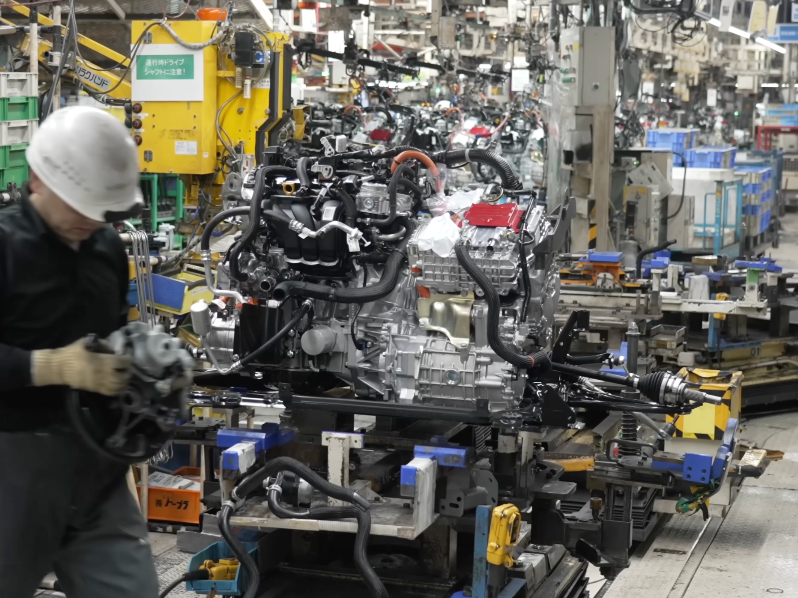 How Nissan Builds Its e-Power Hybrid System That Drives Like an EV ...