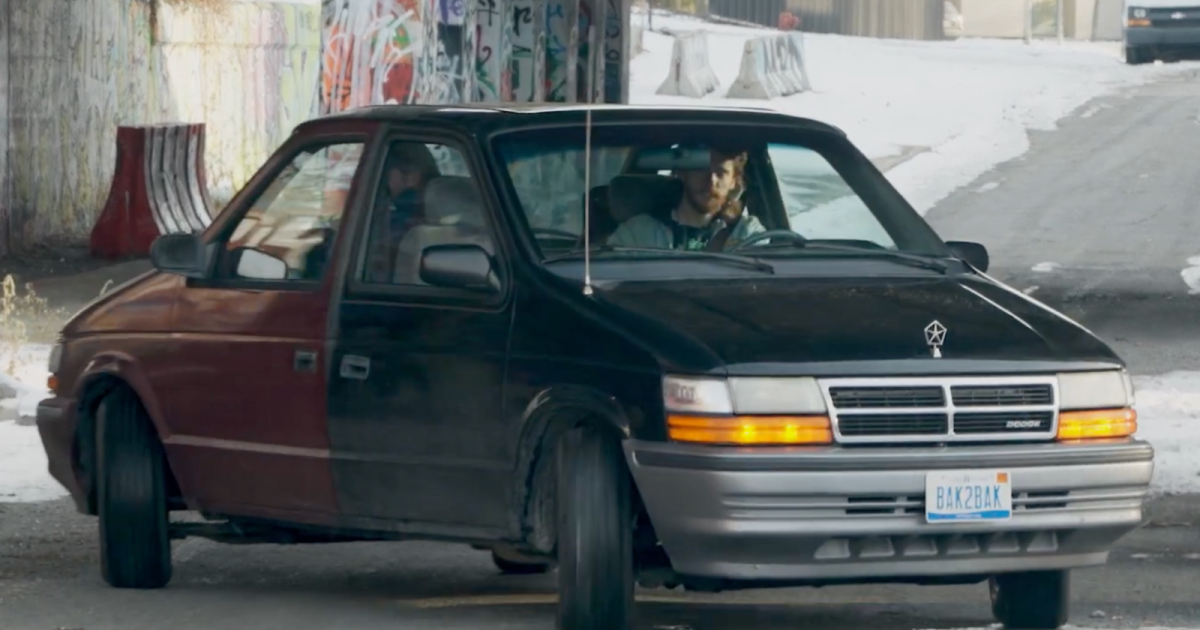 Someone Turned Two ’90s Minivans Into One Very Confusing Vehicle - Autoblog