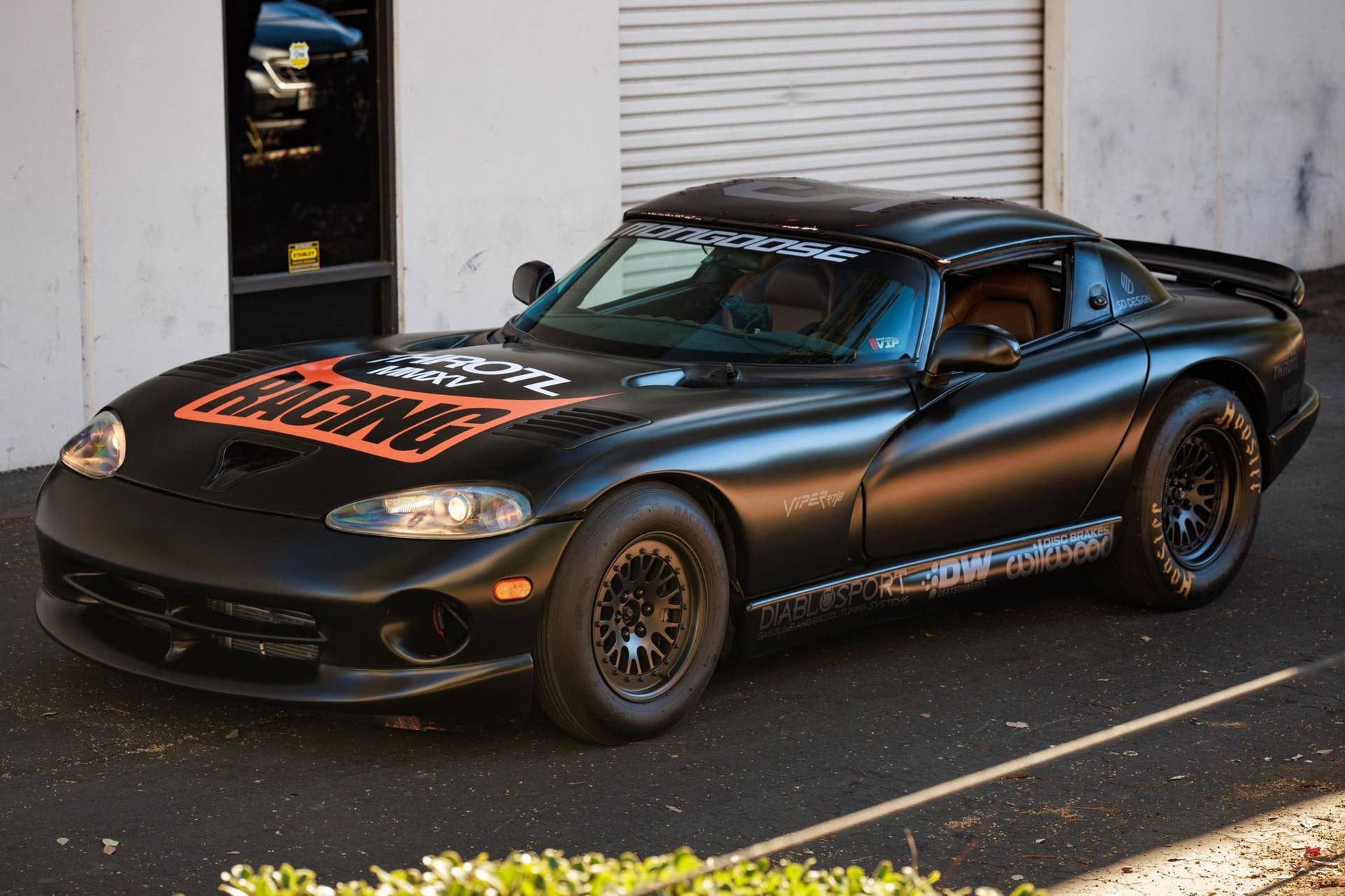 This Hellcat-Swapped Dodge Viper Costs Less Than a New Nissan Versa ...