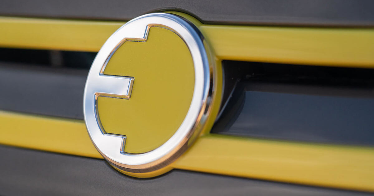 Mini Sold More Than 100,000 EVs in 2025 as Its Electric Pivot Paid Off ...