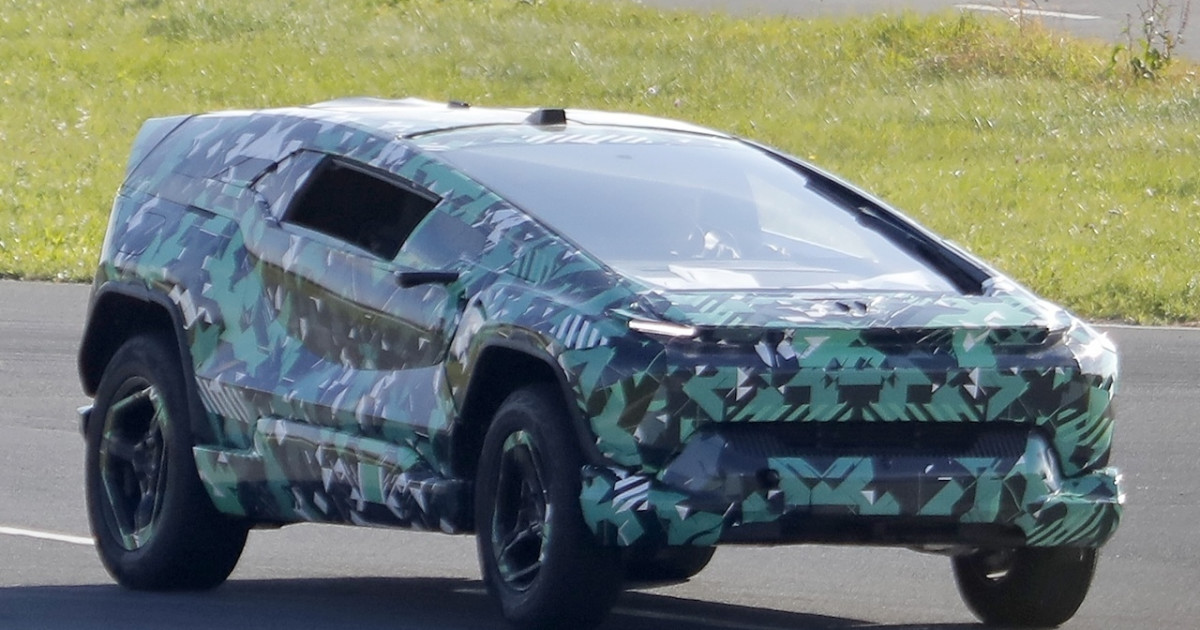 Saudi Arabia Is Building the Weirdest Electric Car You’ll See This Year ...