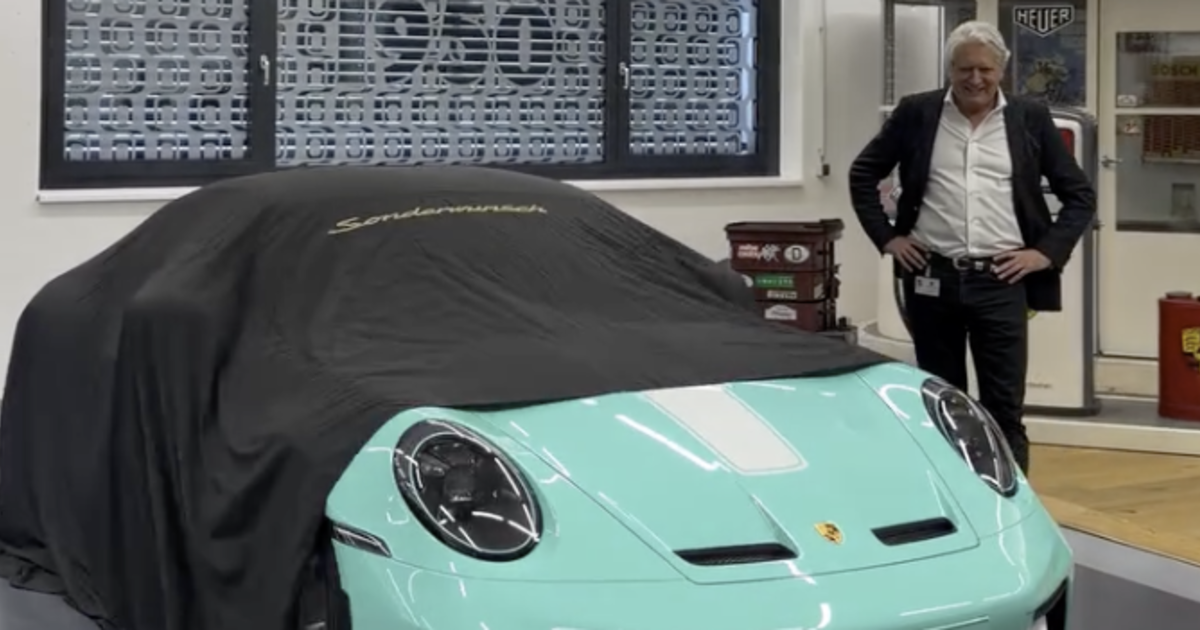 One Of One Porsche 911 S T Funky Minty Shows How Extreme Sonderwunsch ...