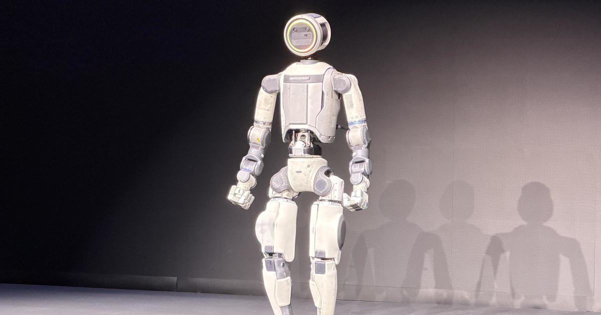 Hyundai’s Humanoid Robot Could Move From Factories to Homes by 2035 ...