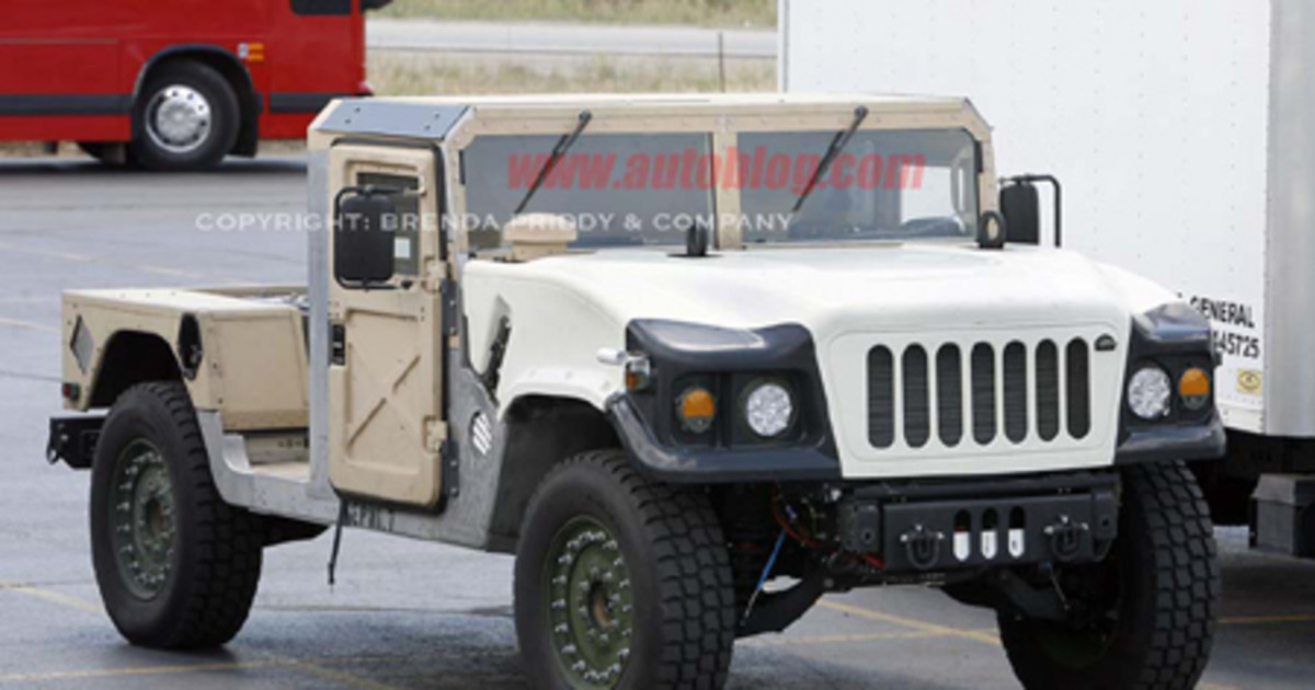 Spy Shots: AM General Humvee prototype caught!