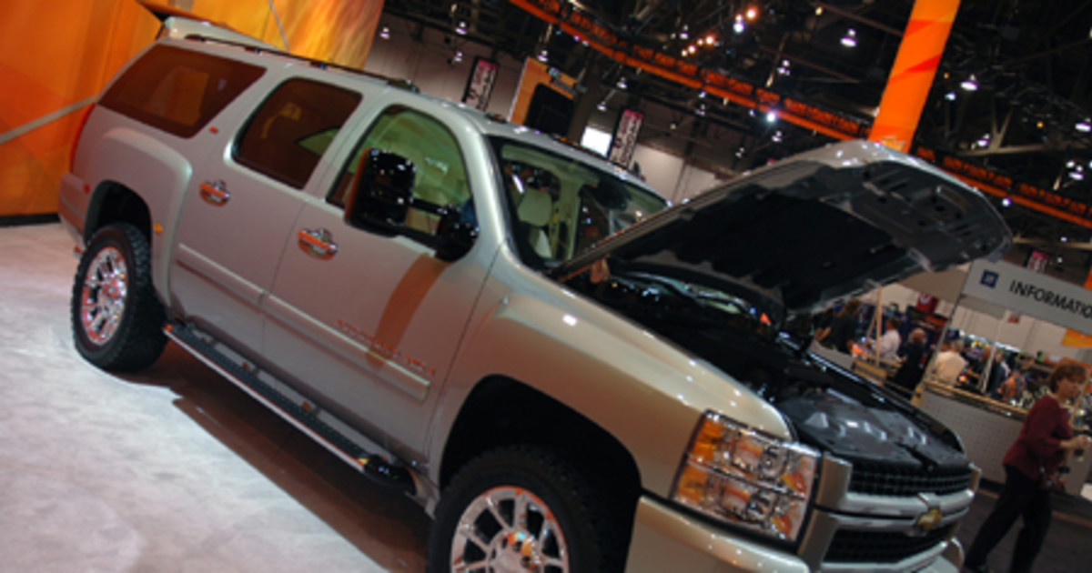 SEMA 2007: Chevy Suburban HD Z71 Diesel Live Shots