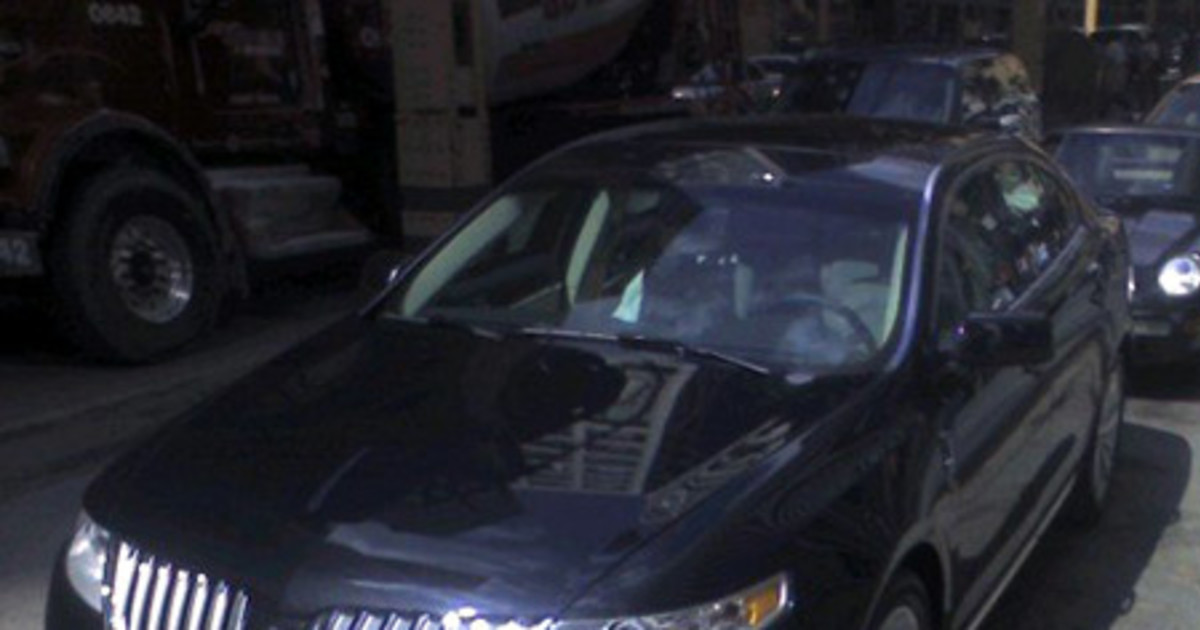 Spy Shots: Lincoln MKS in the buff on the set of Batman