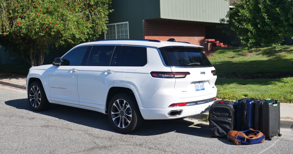 Jeep Grand Cherokee L Luggage Test: How much fits behind the third row ...