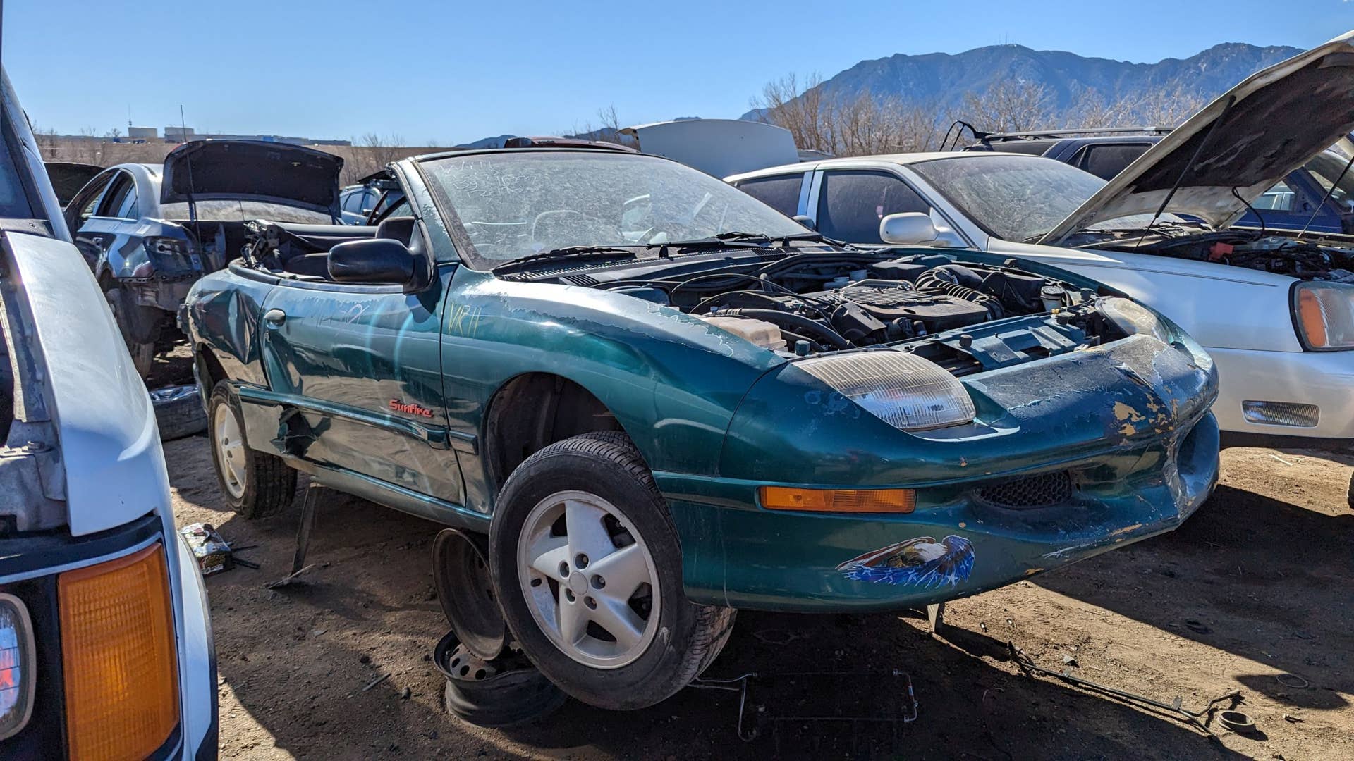 Junkyard Gem: 1997 Pontiac Sunfire SE Convertible - Autoblog