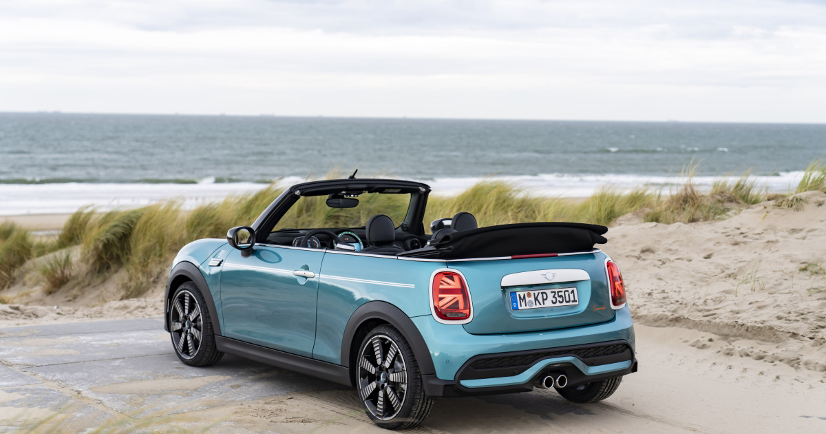 2023 Mini Convertible Seaside Edition touts 30 years of Mini soft tops ...