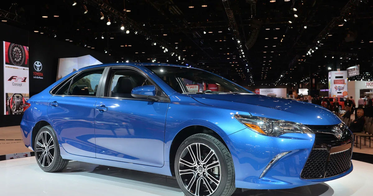 Toyota CPO program now takes cars up to 10 years or 125,000 miles ...