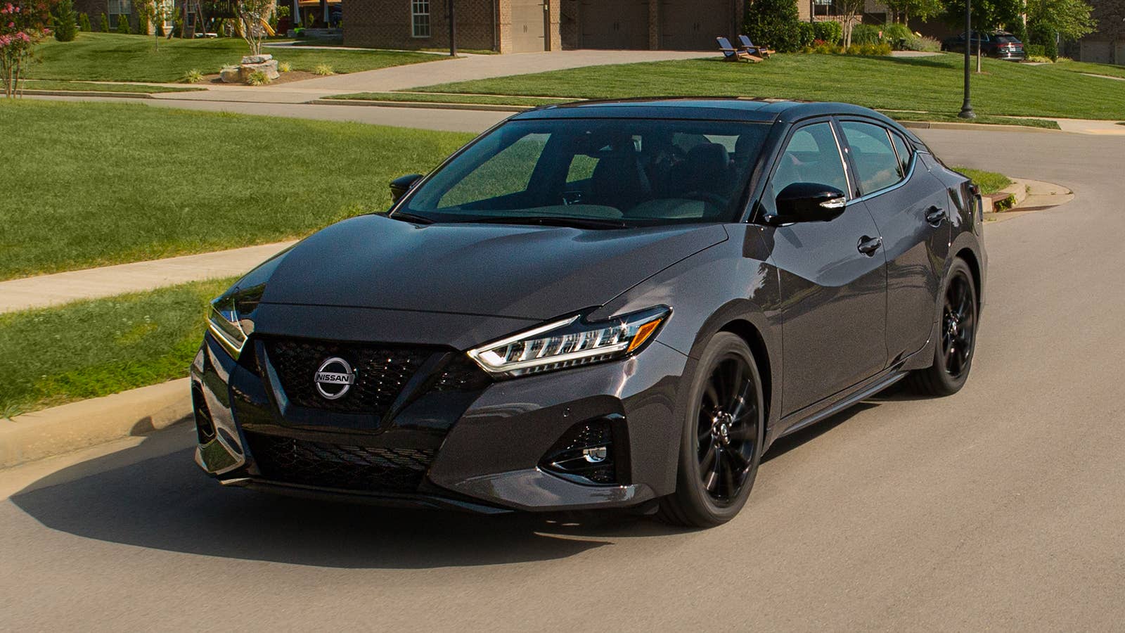 2021 Nissan Maxima 40th Anniversary Edition gets retro gauges, red interior