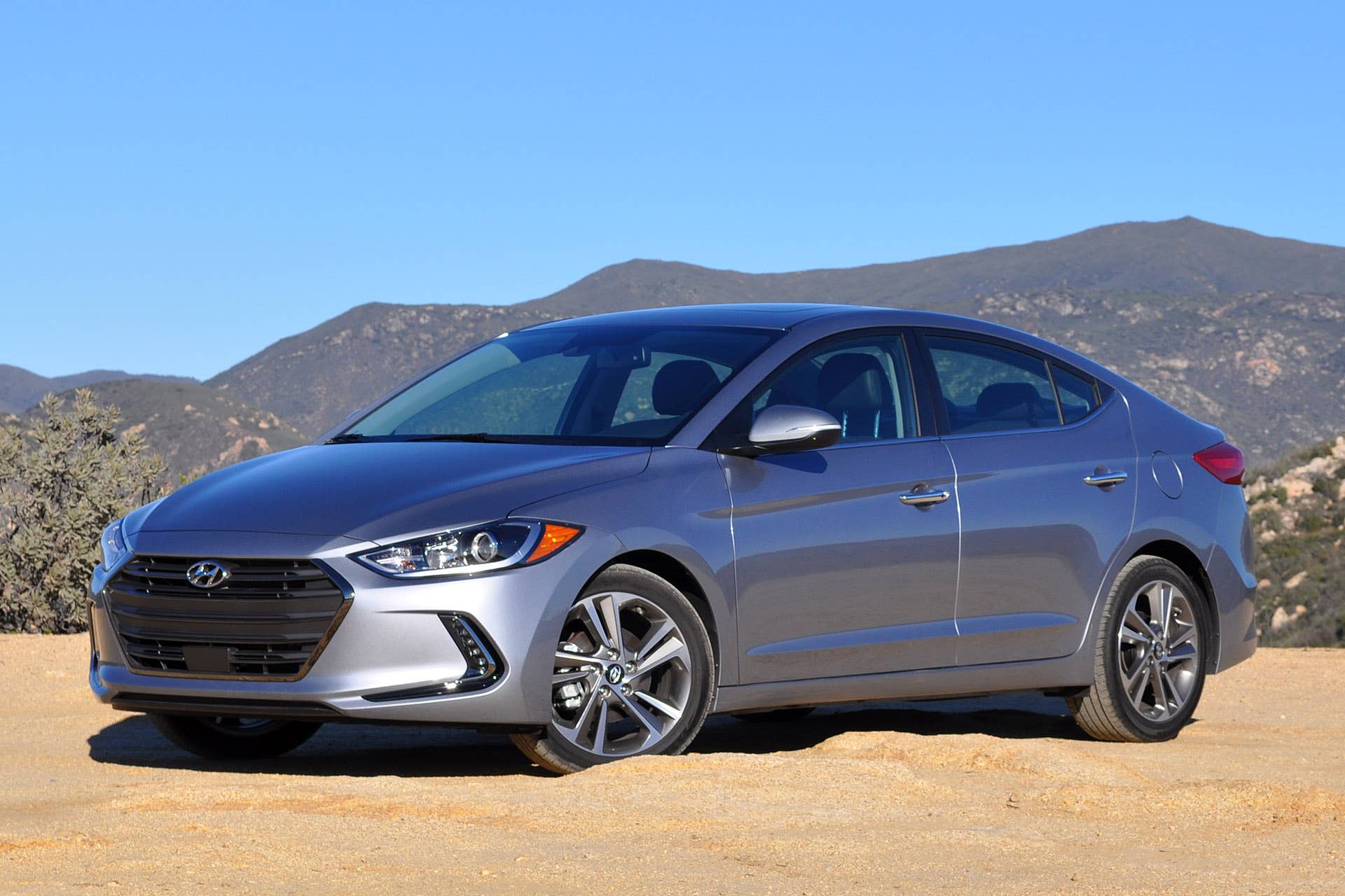Nine things we learned driving the 2017 Hyundai Elantra [w/video]