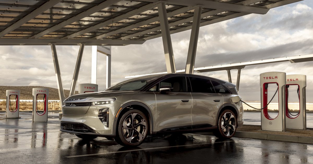 Major EV automaker CEO steps down after over a decade - Autoblog