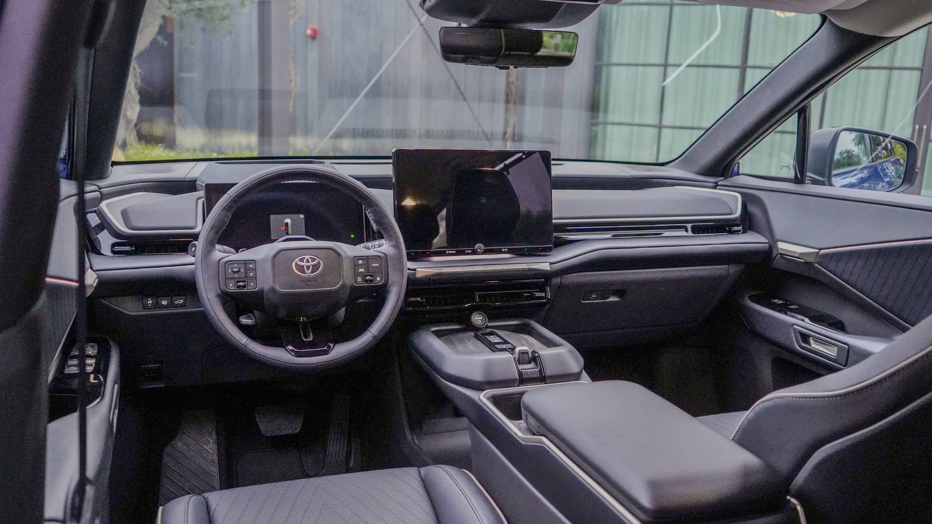 The 2027 Toyota Highlander Goes All-Electric: Exclusive First Look and ...