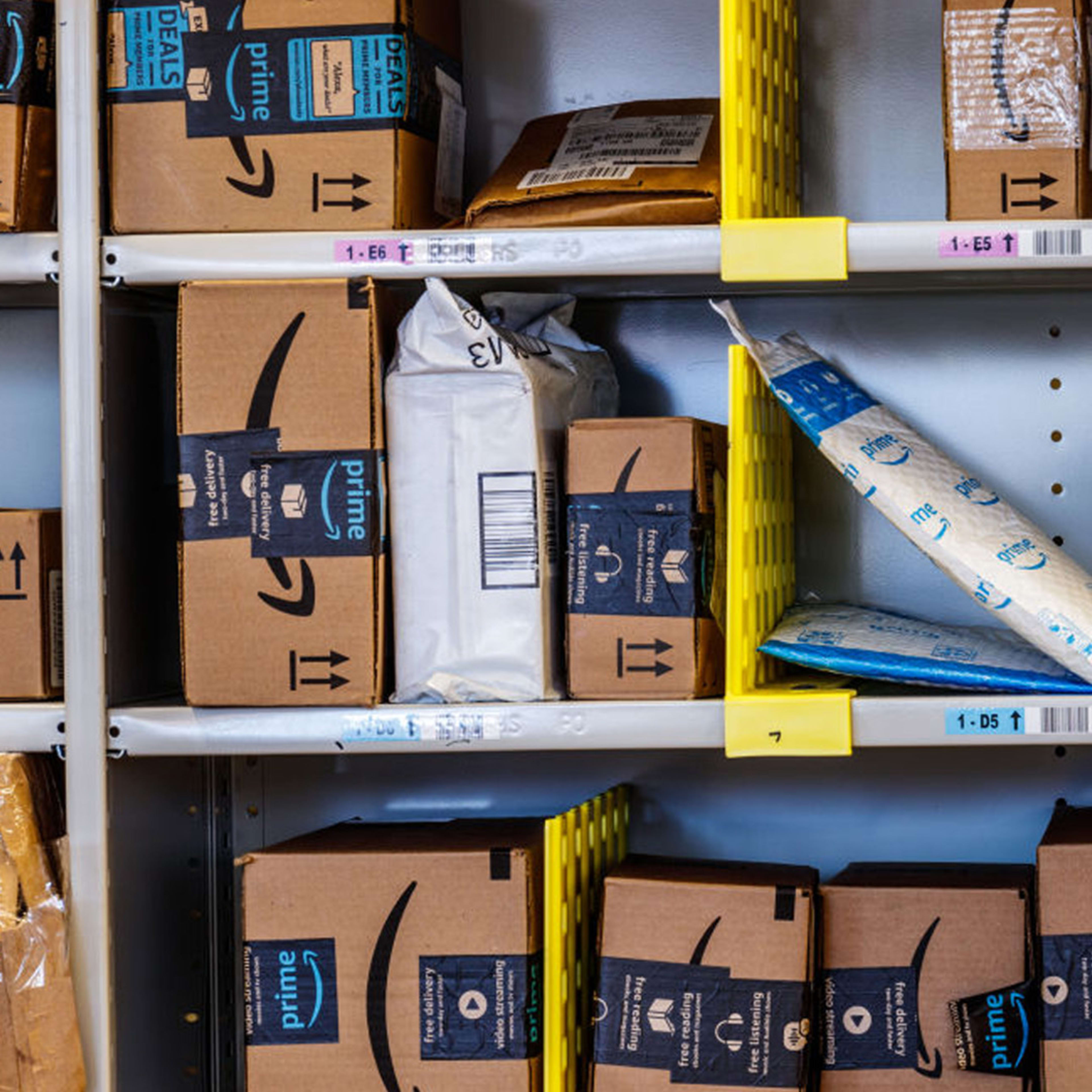 The Standtall Electric Car Jack Is 45% Off - Autoblog