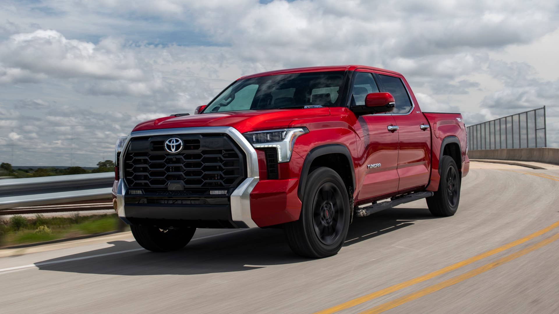 2025 Toyota 4Runner vs. 2025 Jeep Grand Cherokee: 3 Major Differences ...