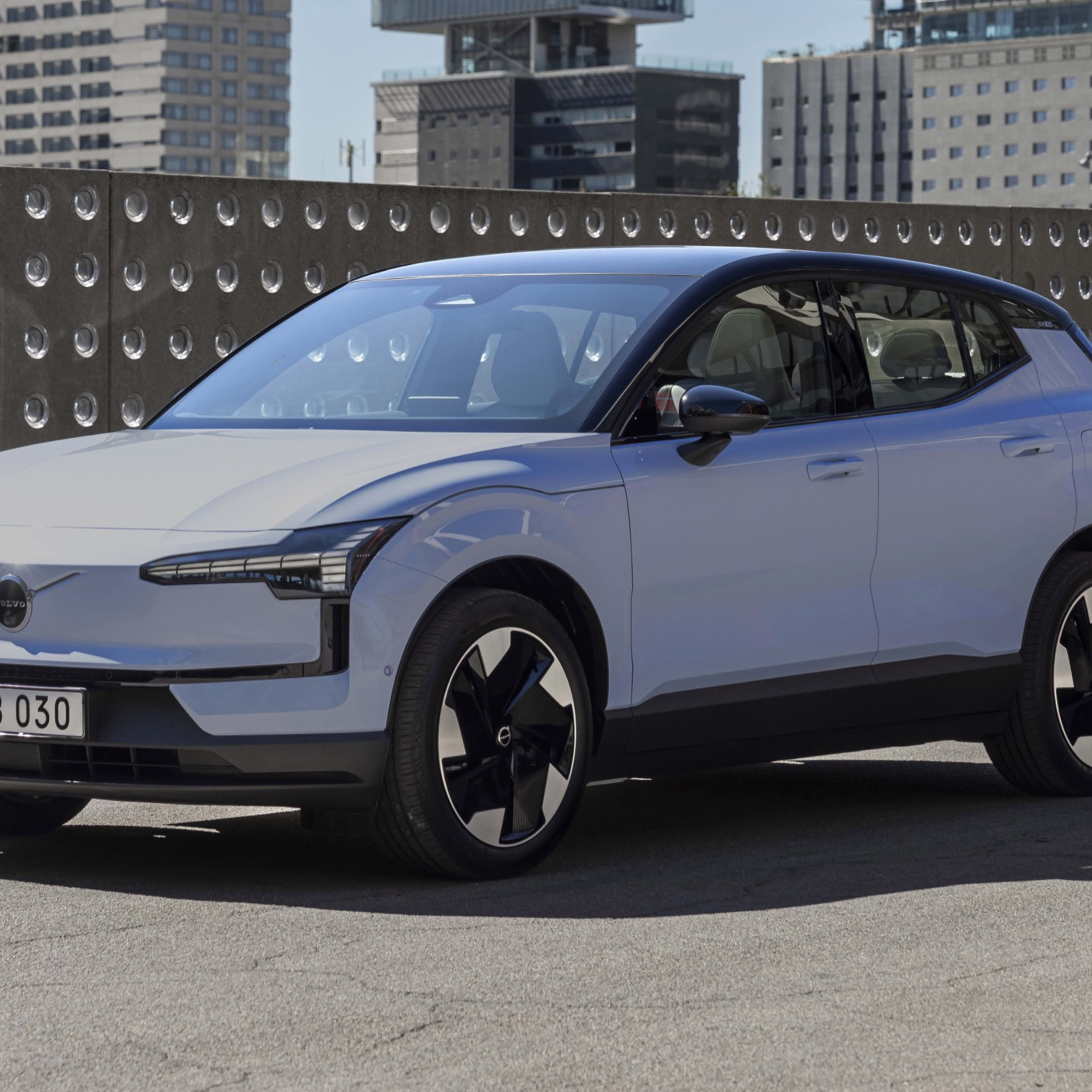 BMW Says Its Revival of Rolls-Royce Was a Secret Operation - Autoblog