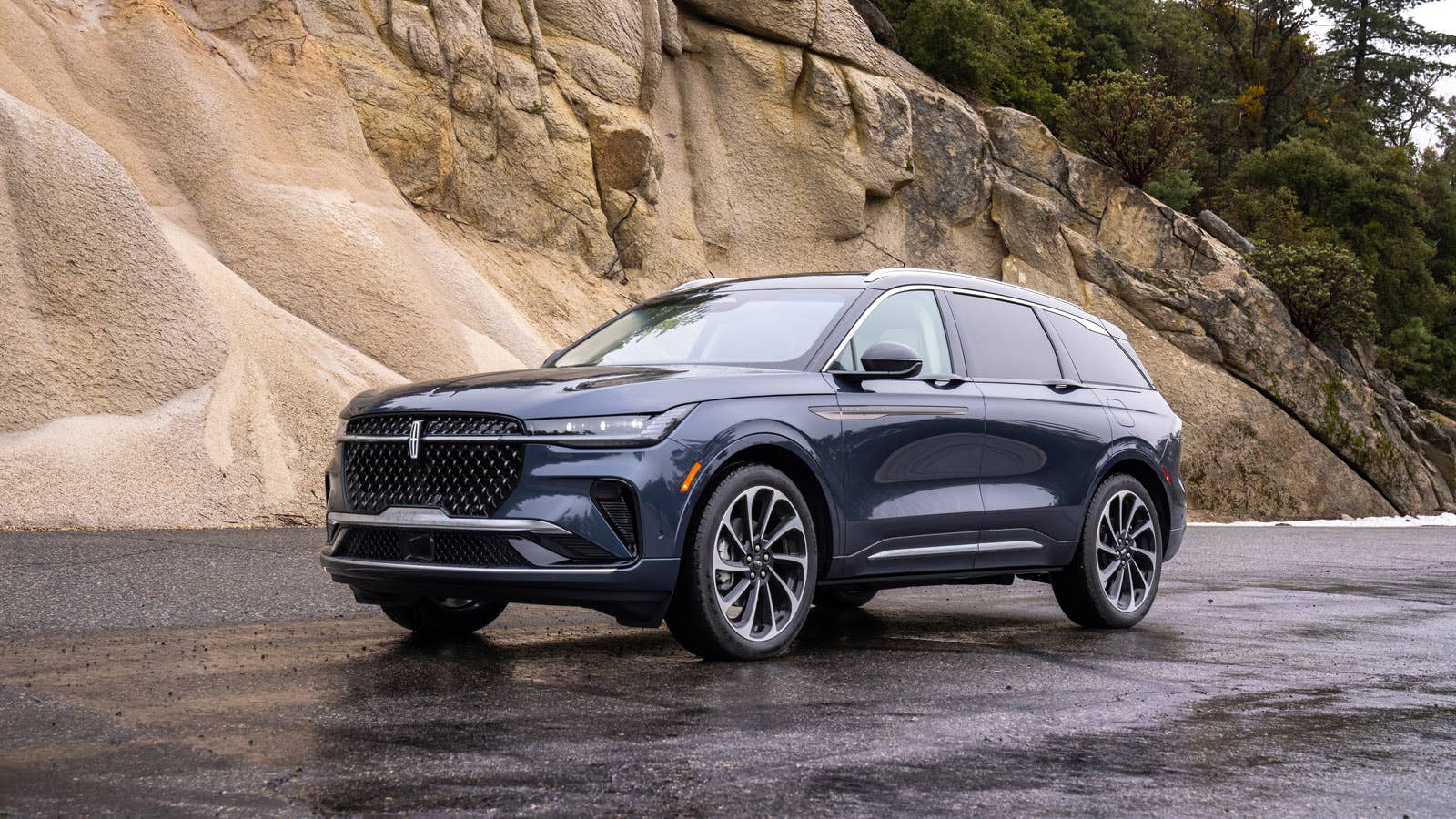 Lincoln News: Luxury & Comfort - Autoblog