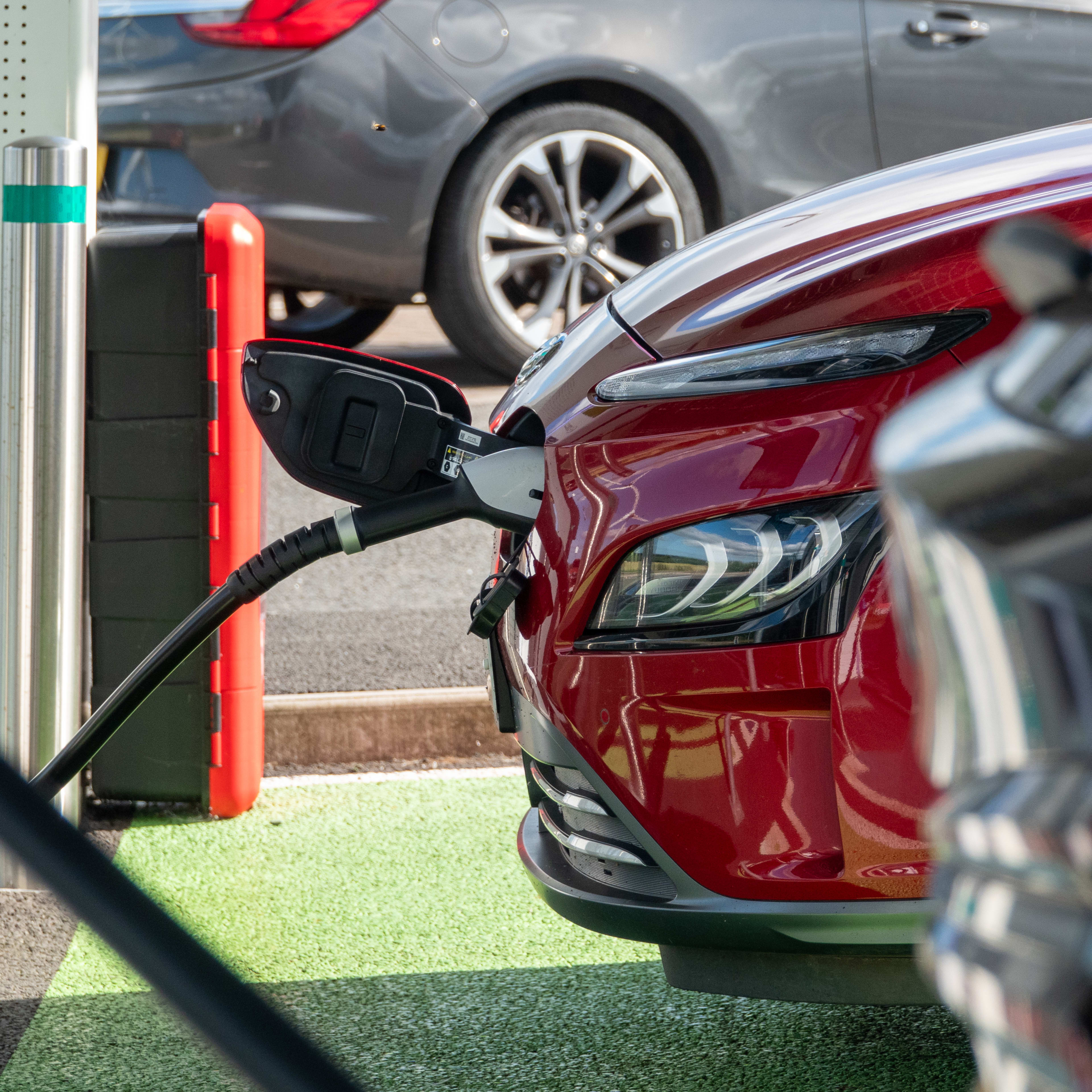 The best front and rear dash cams of 2024