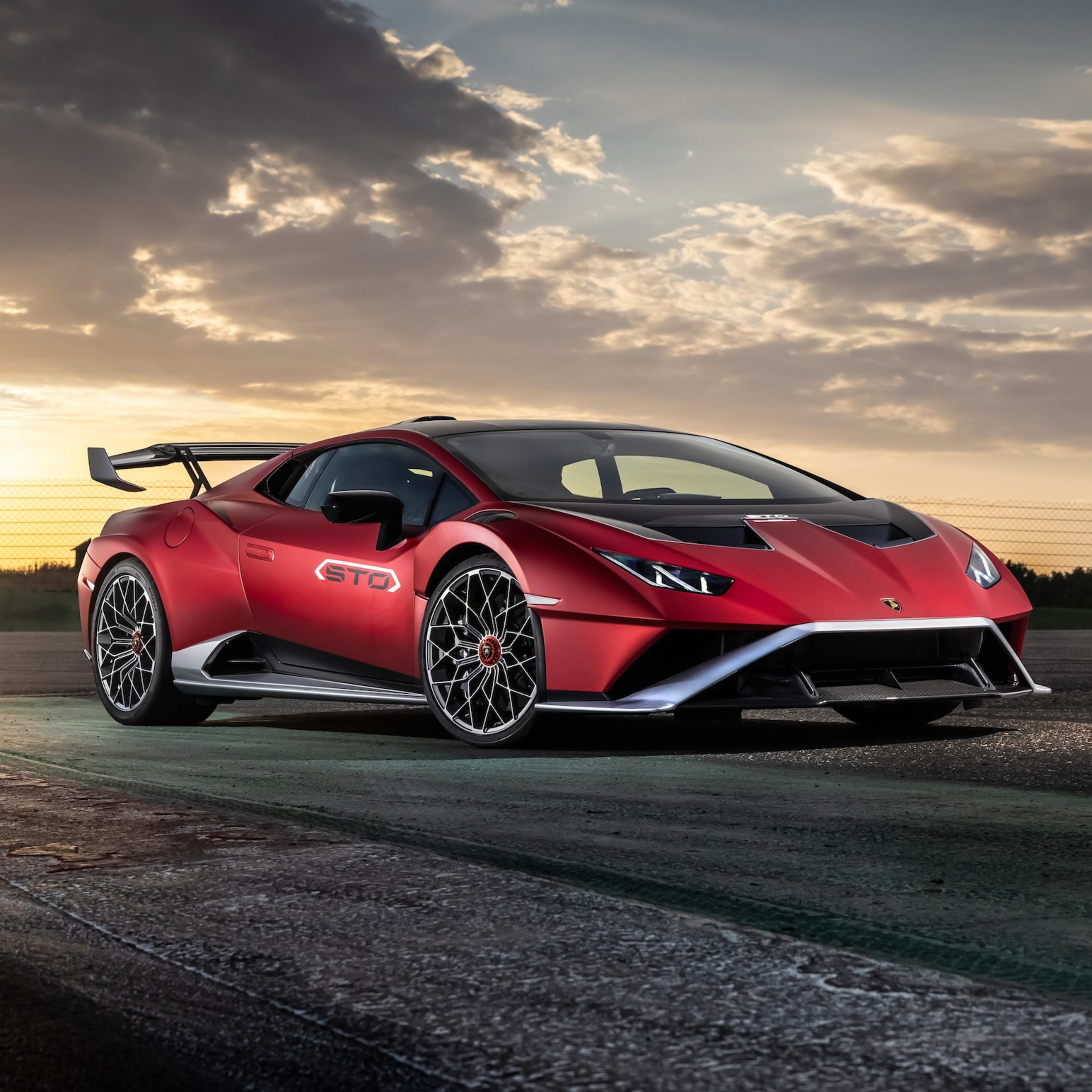 A gas engine-equipped Scout is coming, CEO says - Autoblog