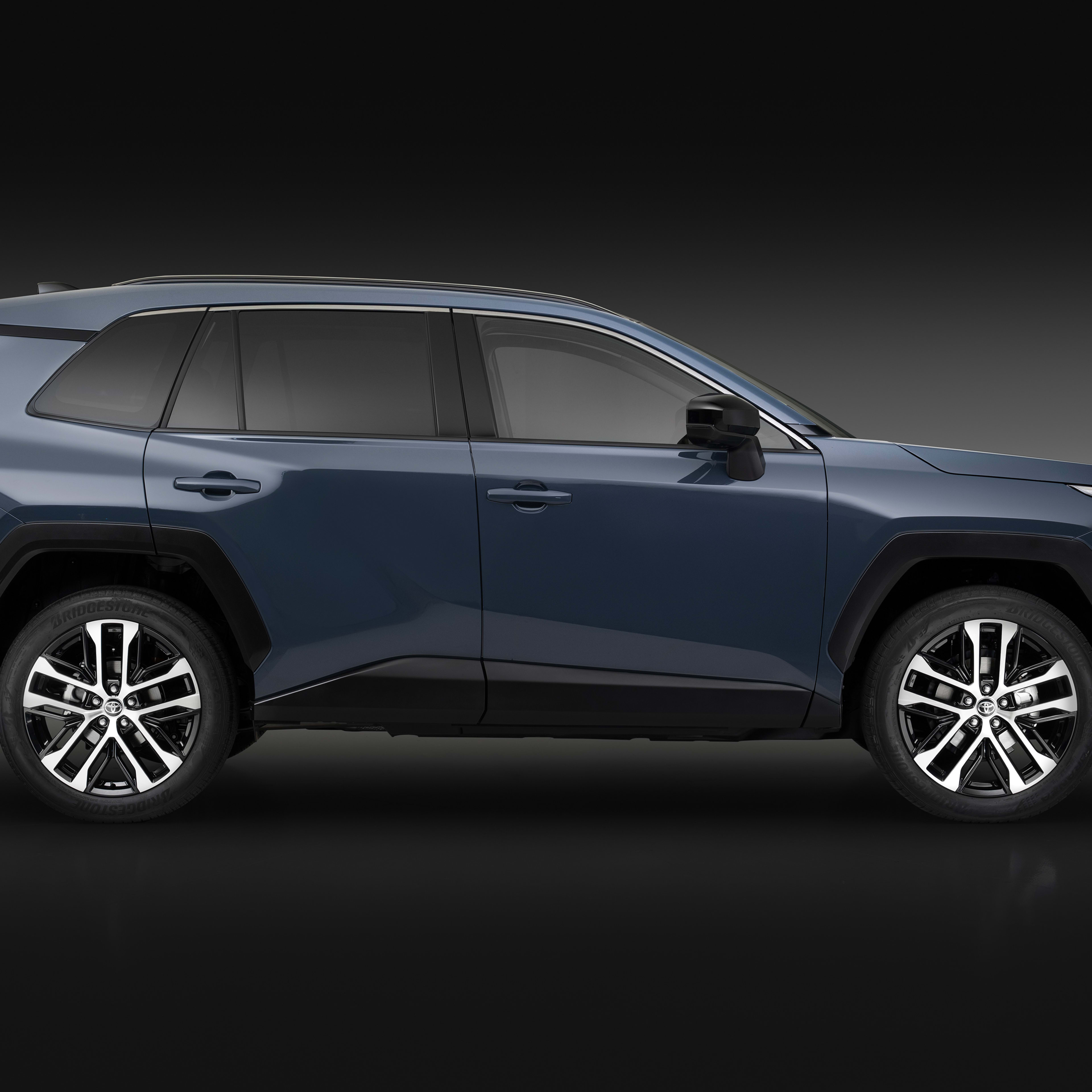 Nissan Rogue Generations Overview: How It Became The Top-Selling Nissan ...