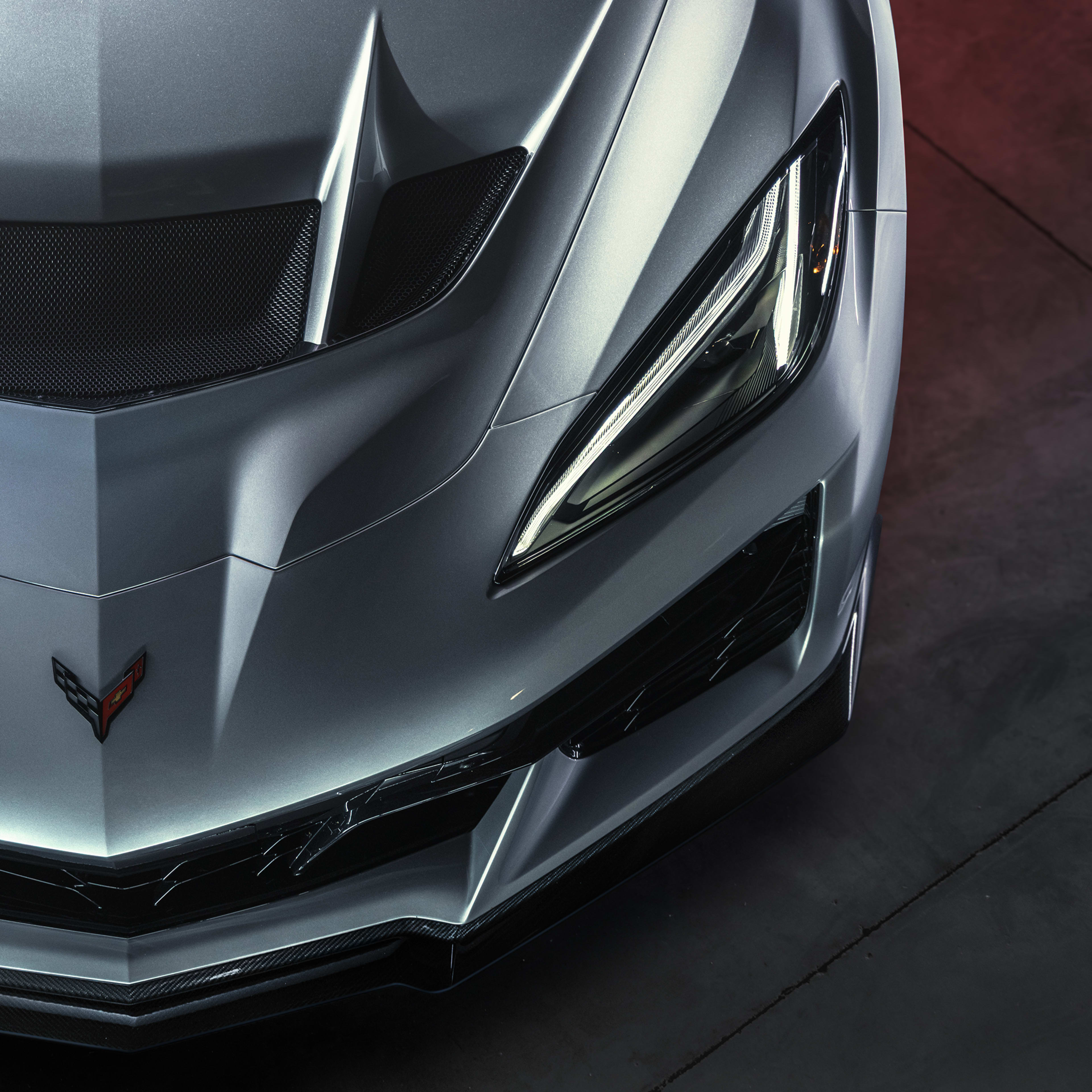 2025 Chevrolet Corvette C8 Z06 vs ZR1: Pitting two American legends head-to-head - Autoblog