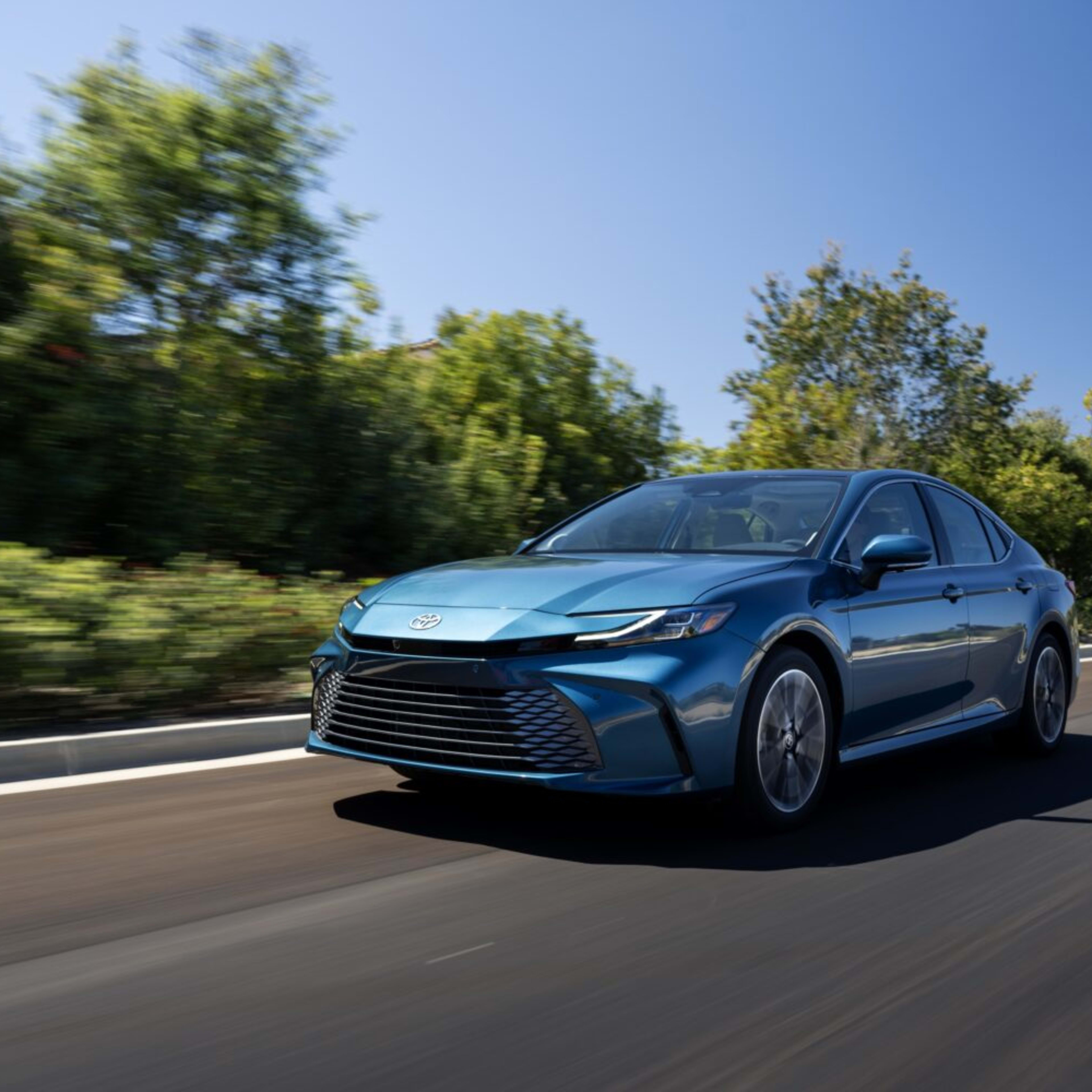 2024 Ford Mustang Dark Horse review: Keeping the V8 flame alive - Autoblog