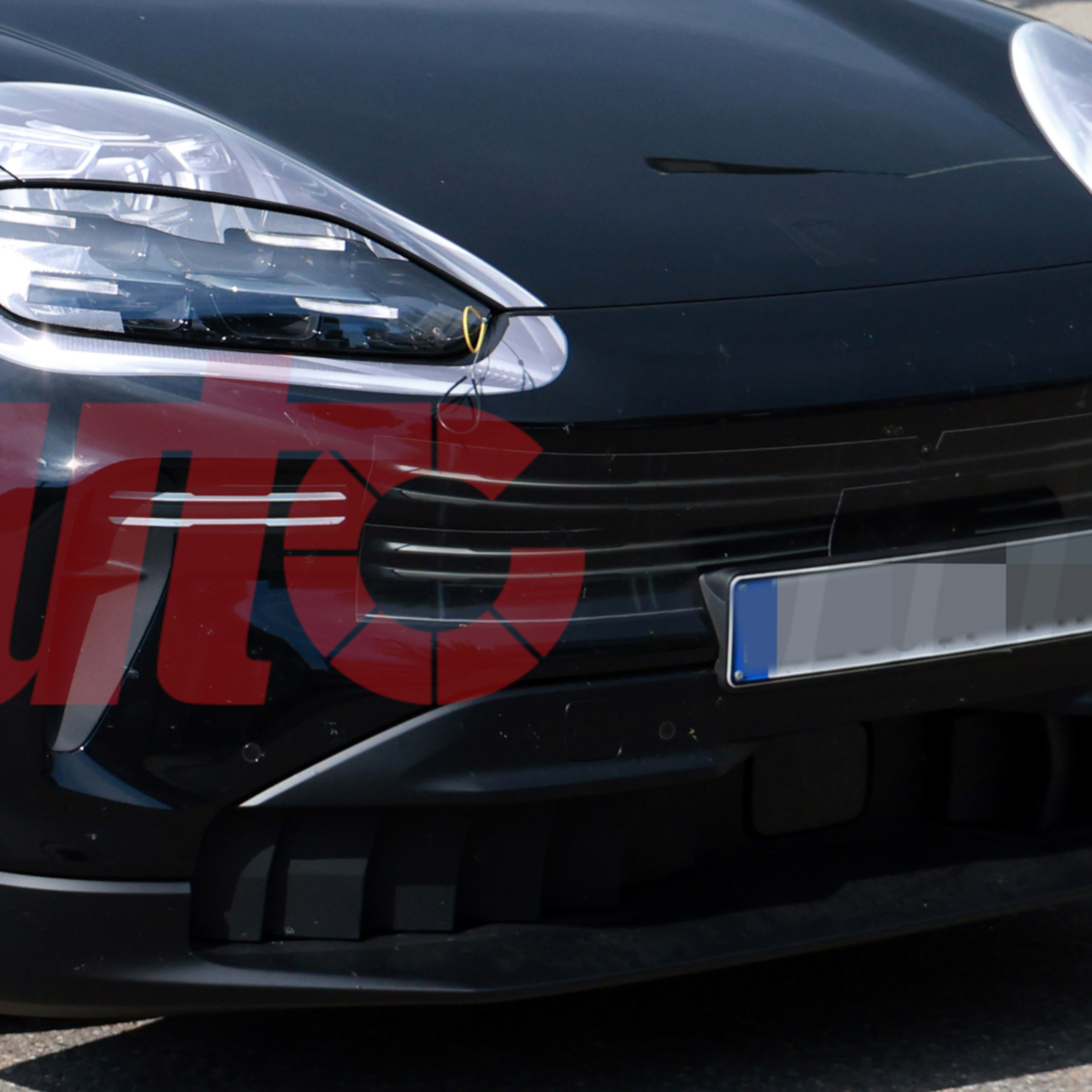 See Inside The Porsche Cayenne EV’s Dramatic Interior: Largest-Ever ...