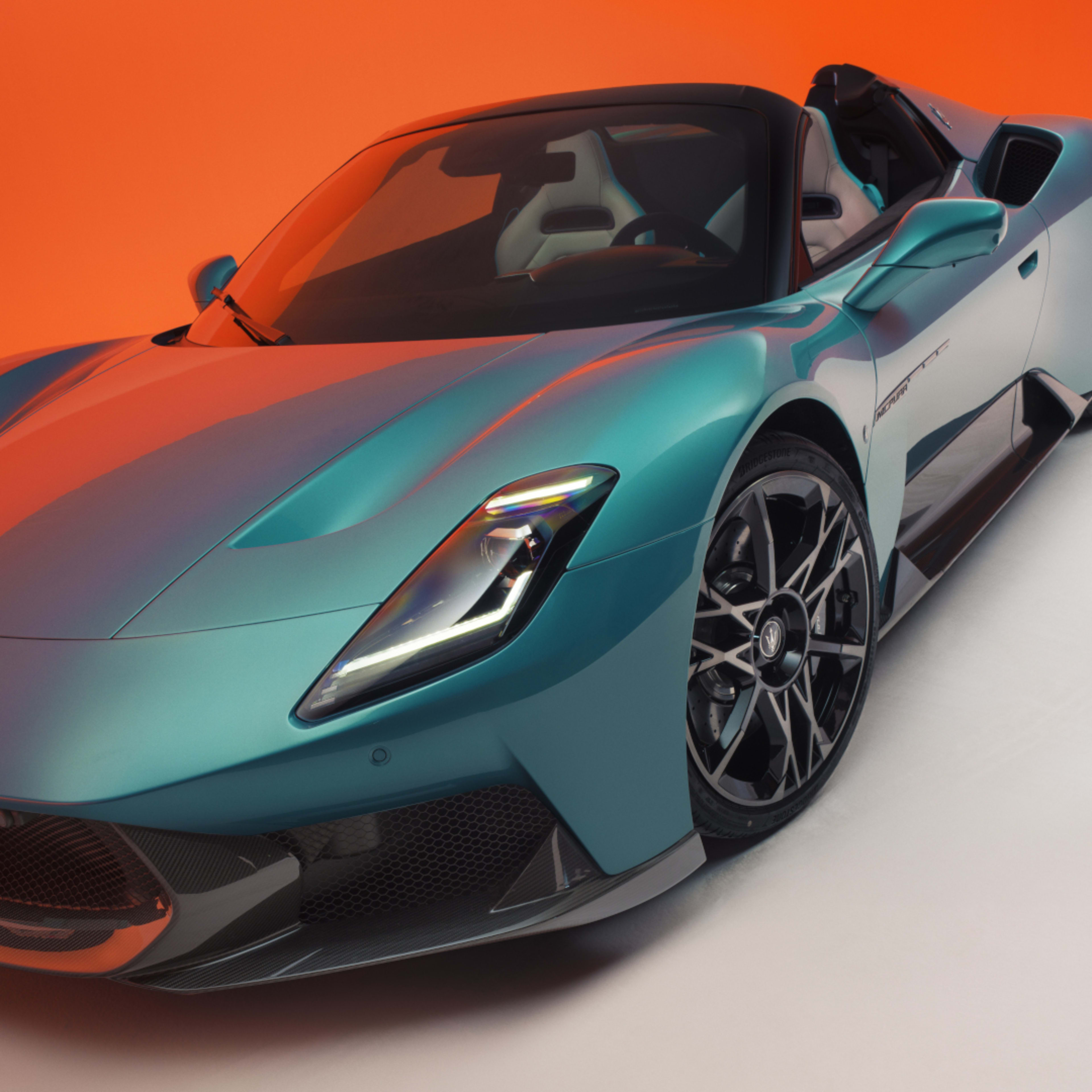 Get a Glimpse of the Ultra-Rare De Tomaso P72 Hypercar - Autoblog