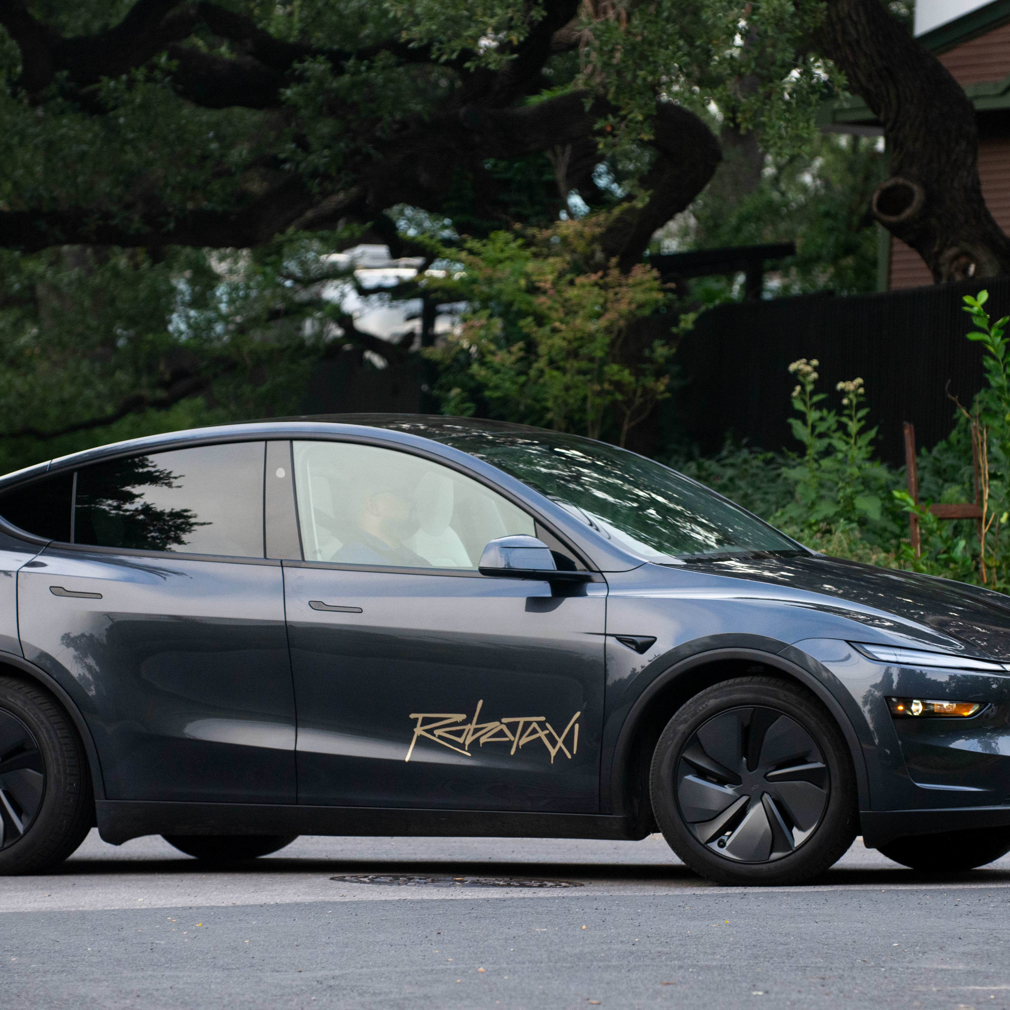 Nissan’s Upcoming Autonomy Tech Handles Much More Than Highway Driving ...