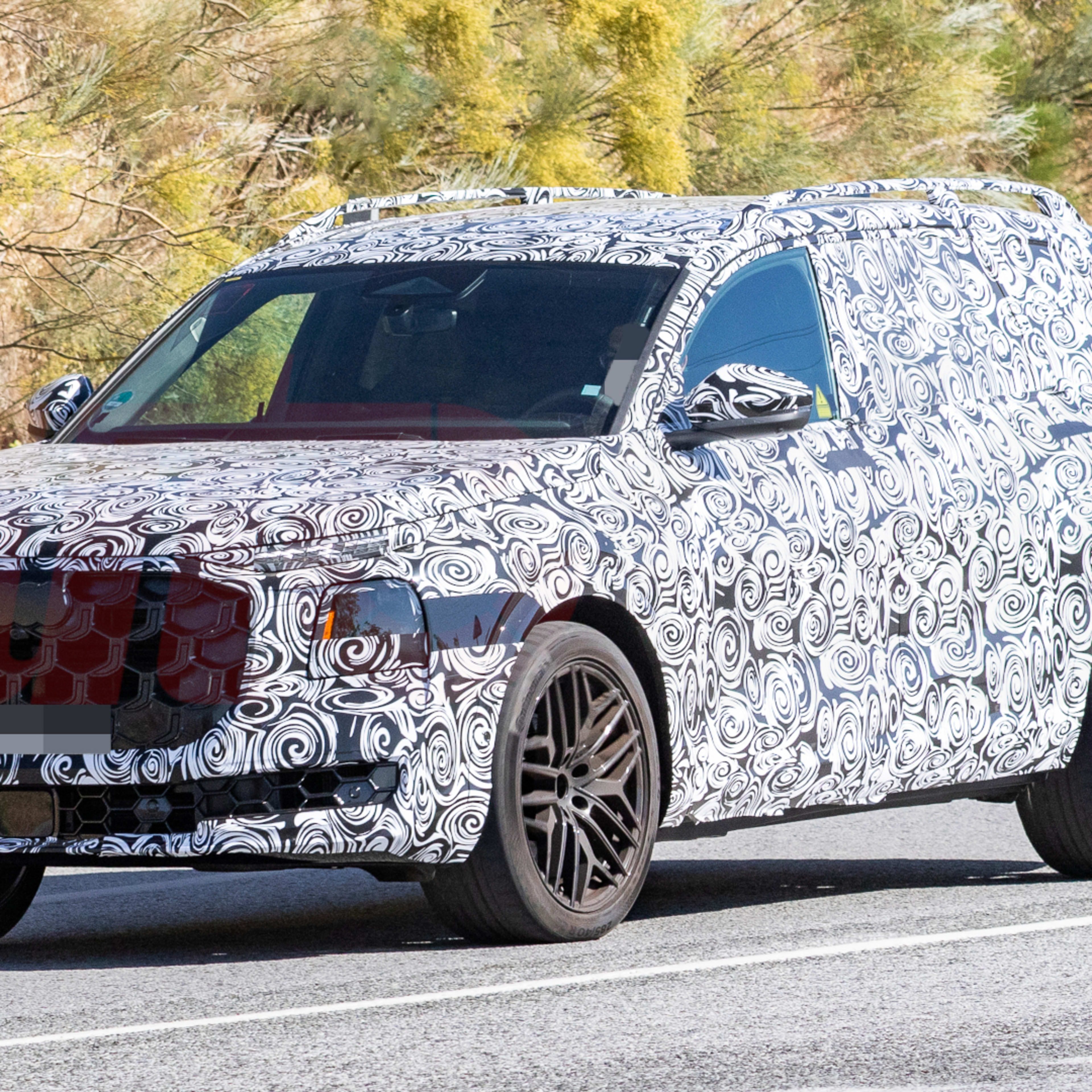 Infiniti Reveals Powerful QX80 Track And Terrain Concepts To Preview ...