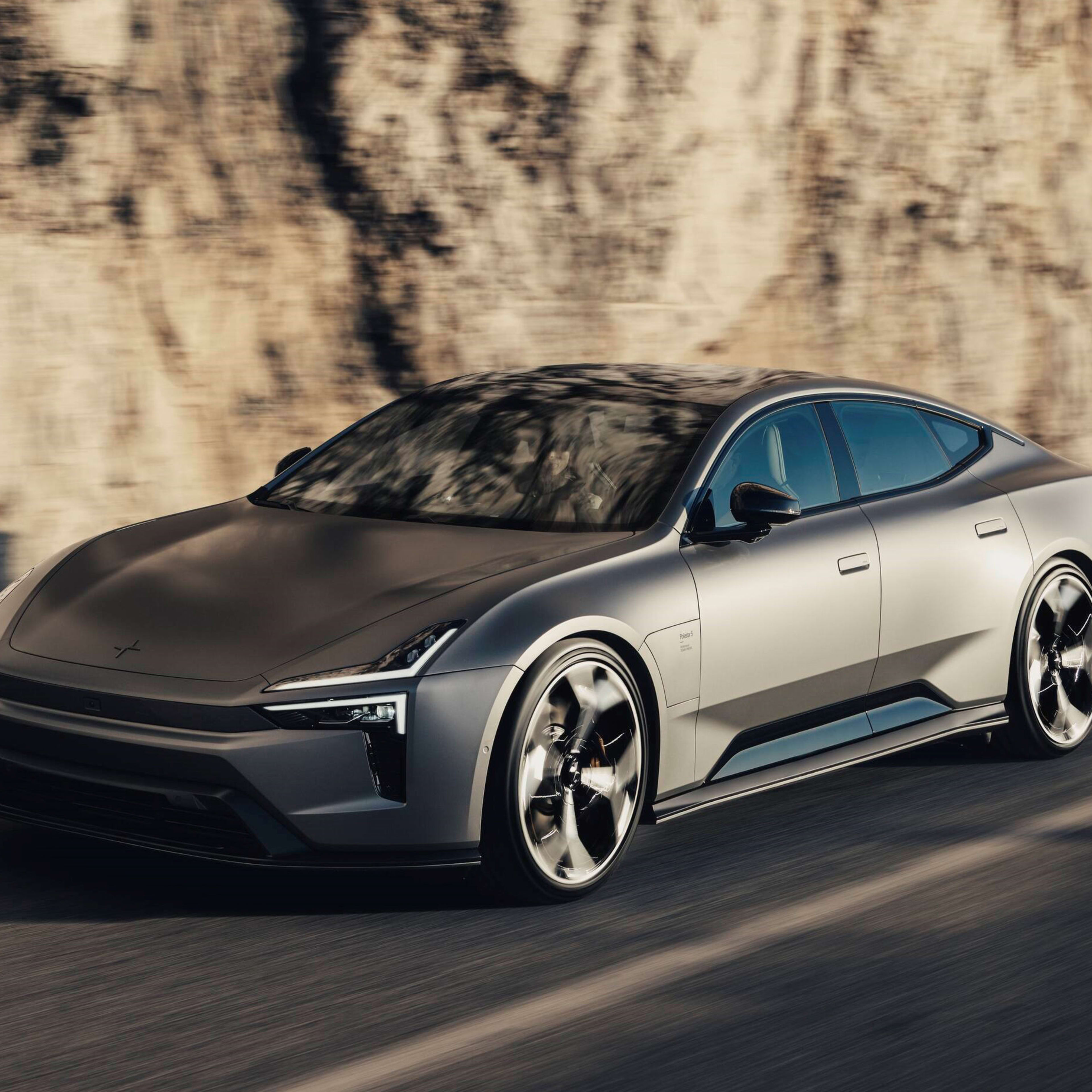 Sono Motors solar-powered EV hatchback first ride: Here comes the Sion ...