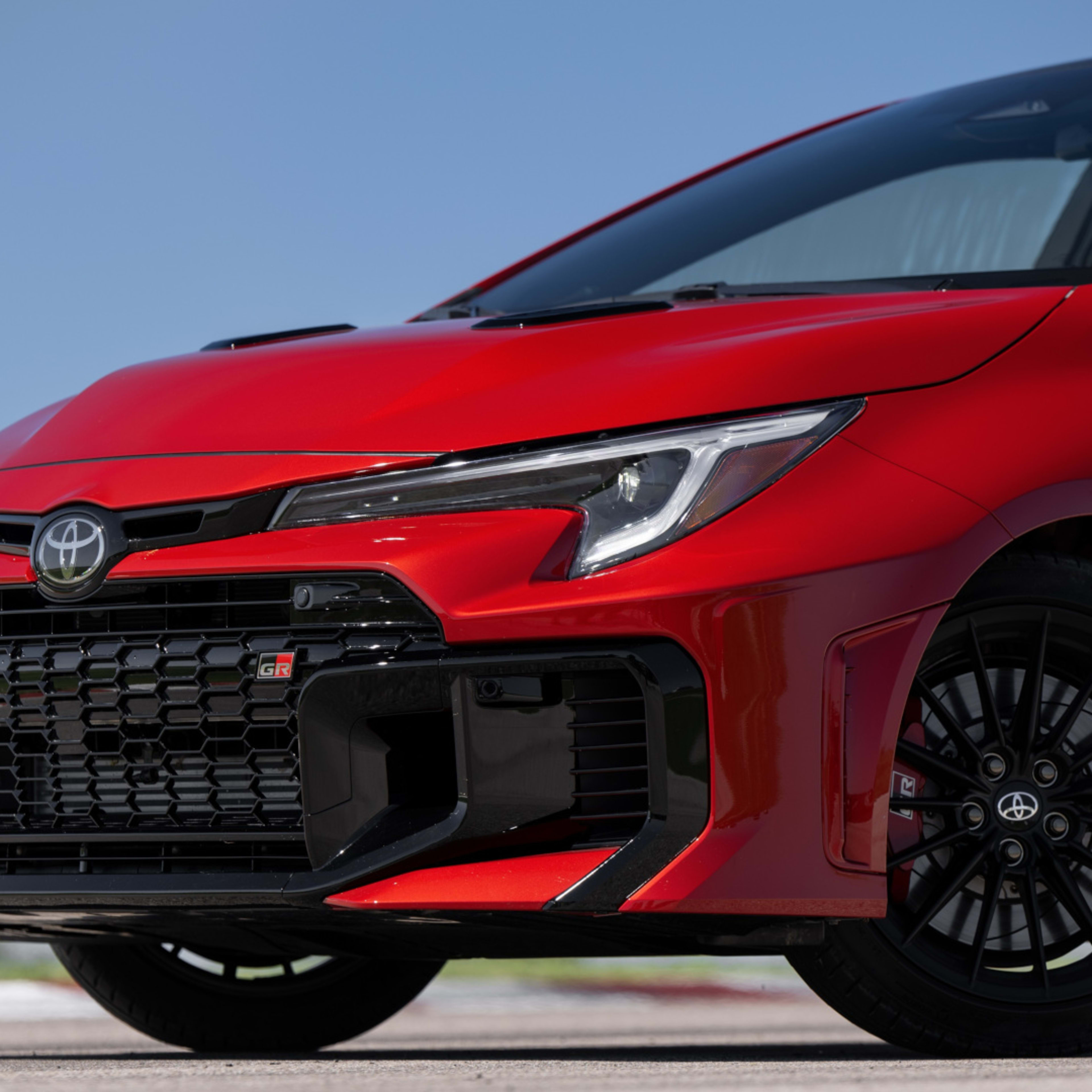 Red Bull RX-7 goes drift crazy on New Zealand's Crown Range - Autoblog