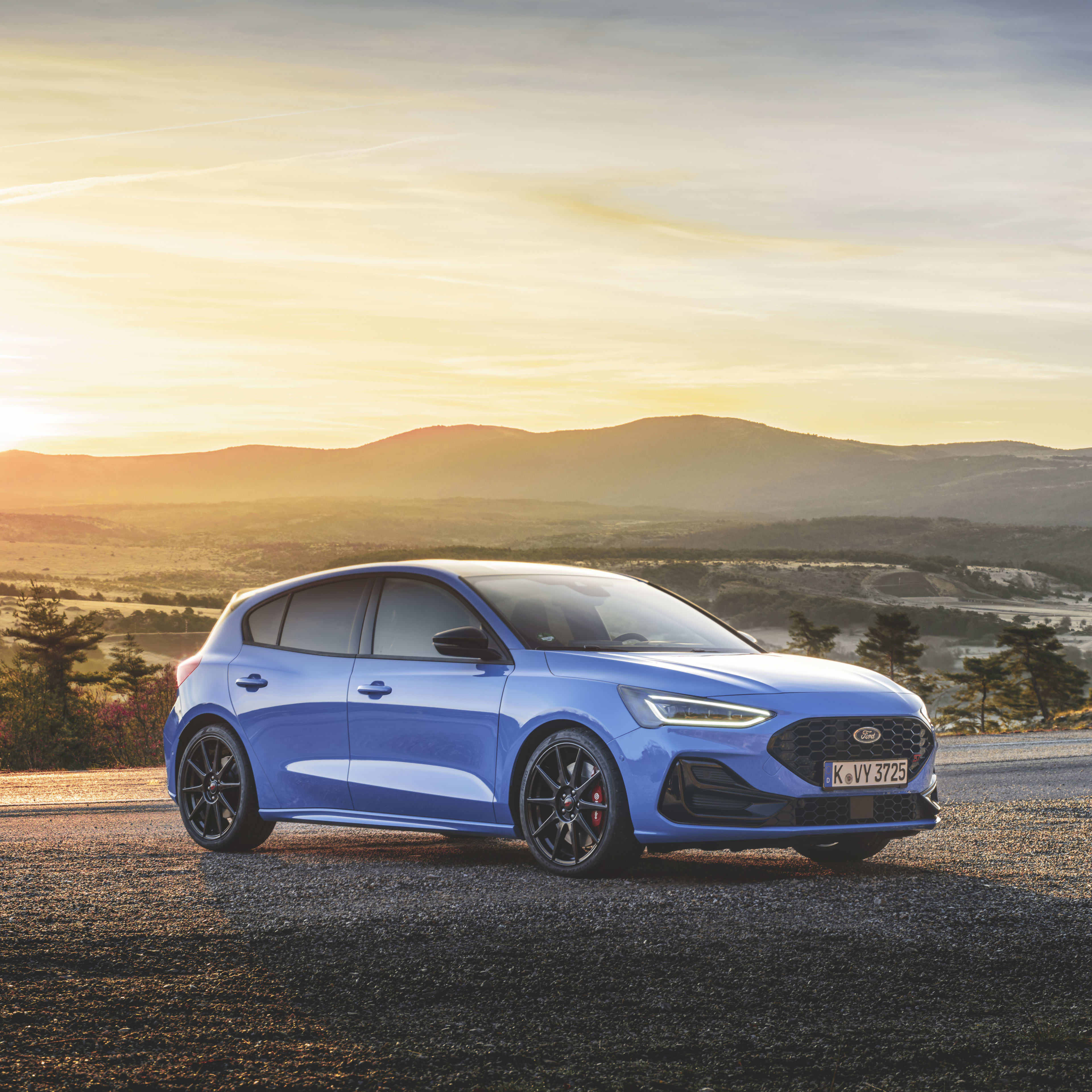 Tesla Recalls Its Model Y To Fix Reverse Lights - They Can't Be That ...