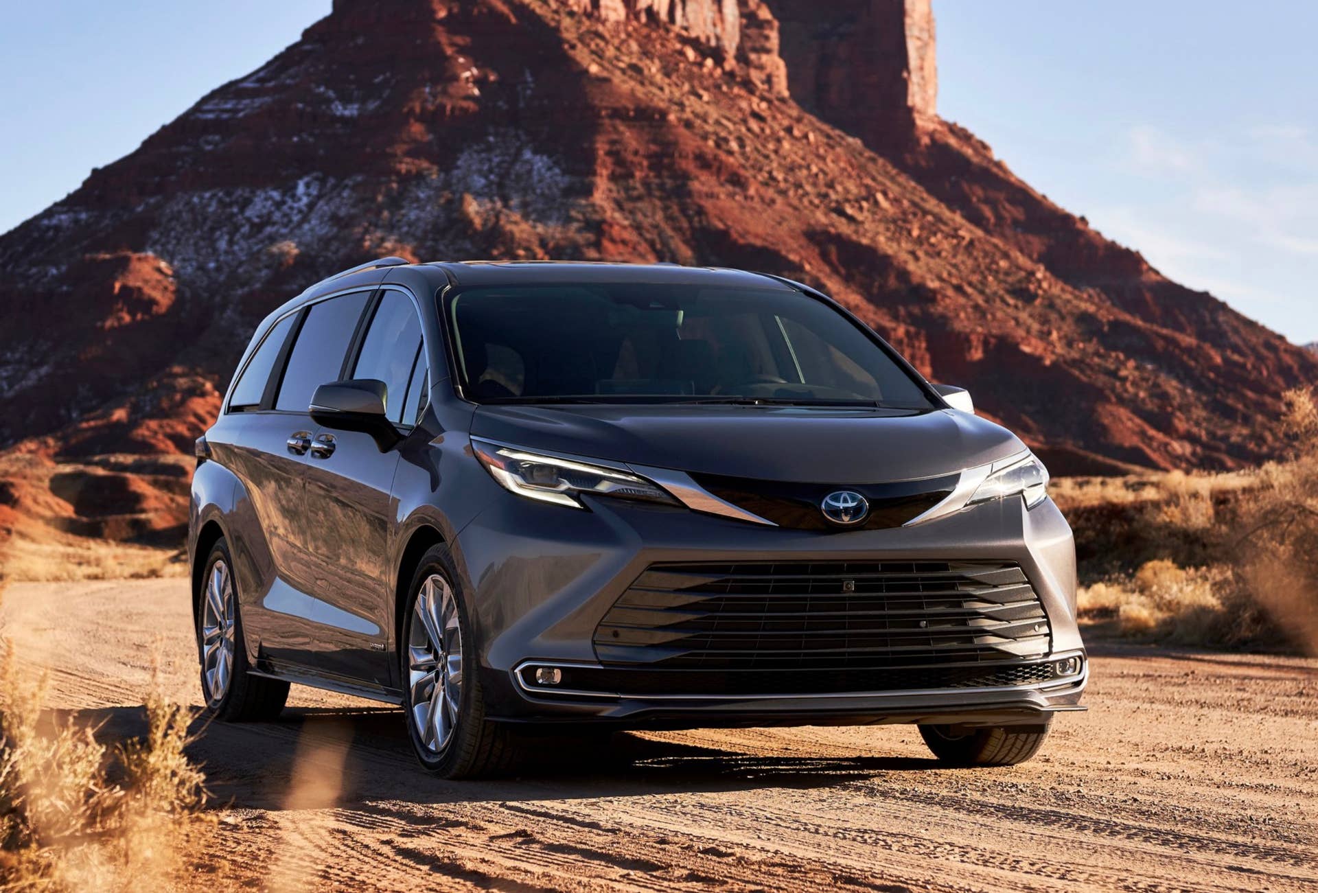 Two Lexus LM Luxury Minivans Worth Over $500k For Sale In California ...