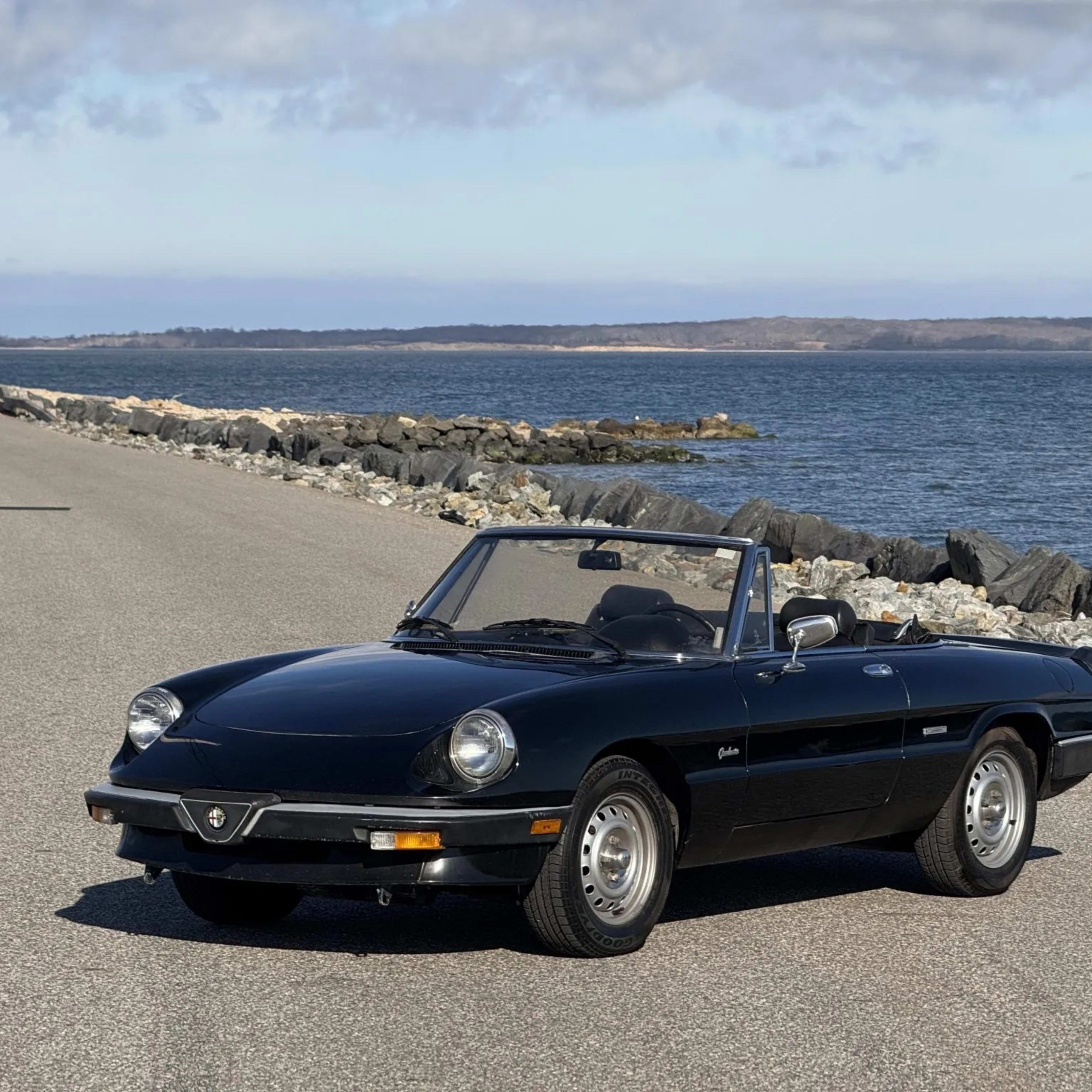 Classic 1986 Alfa Romeo Spider Graduate For Sale With 67,000 Miles ...