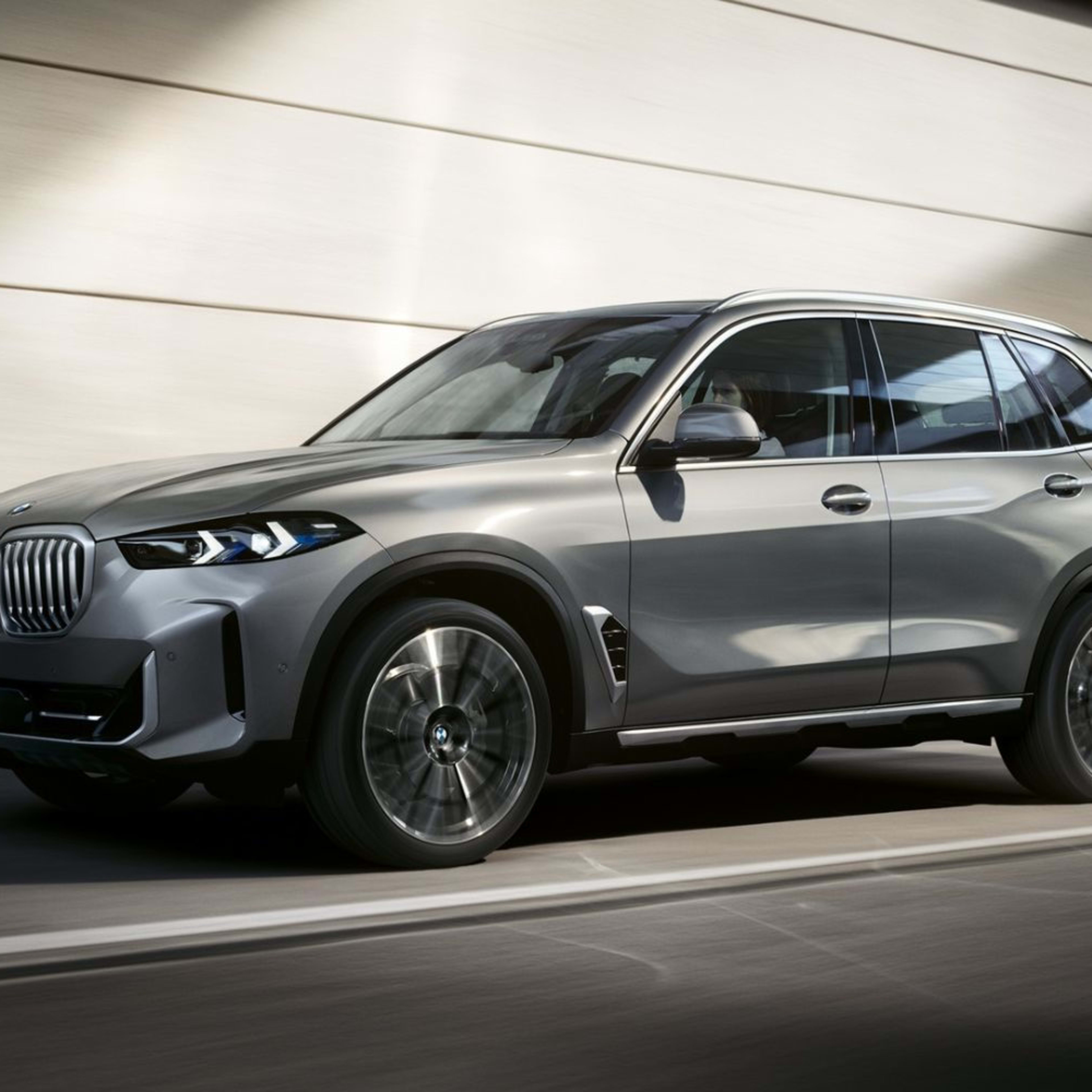 Does the 2025 Mazda CX-5 Carbon Edition Make Luxury Feel Attainable? Here’s What I Found Out ...