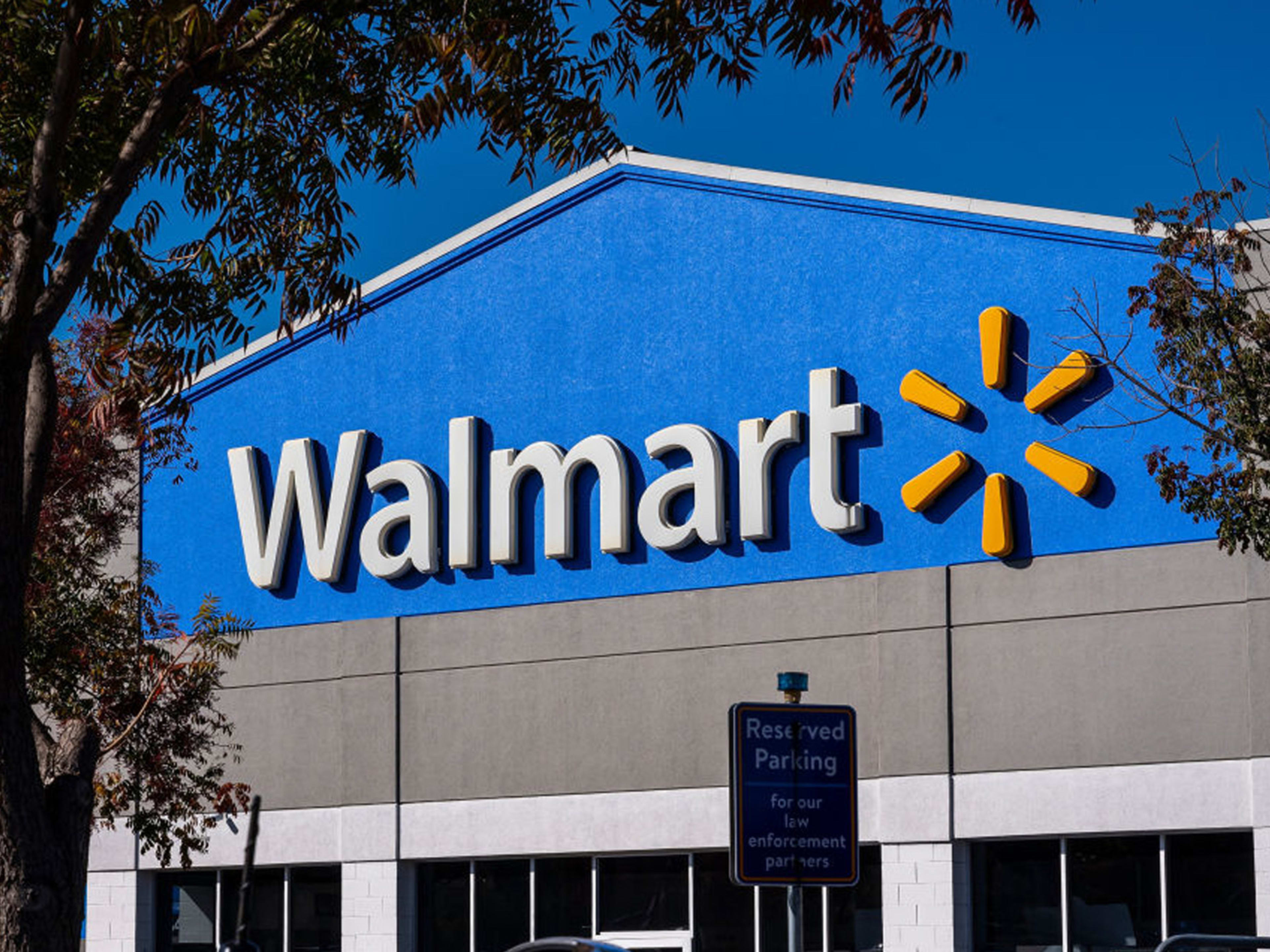 The Powanli Rolling Tool Chest is on sale for 66% off - Autoblog