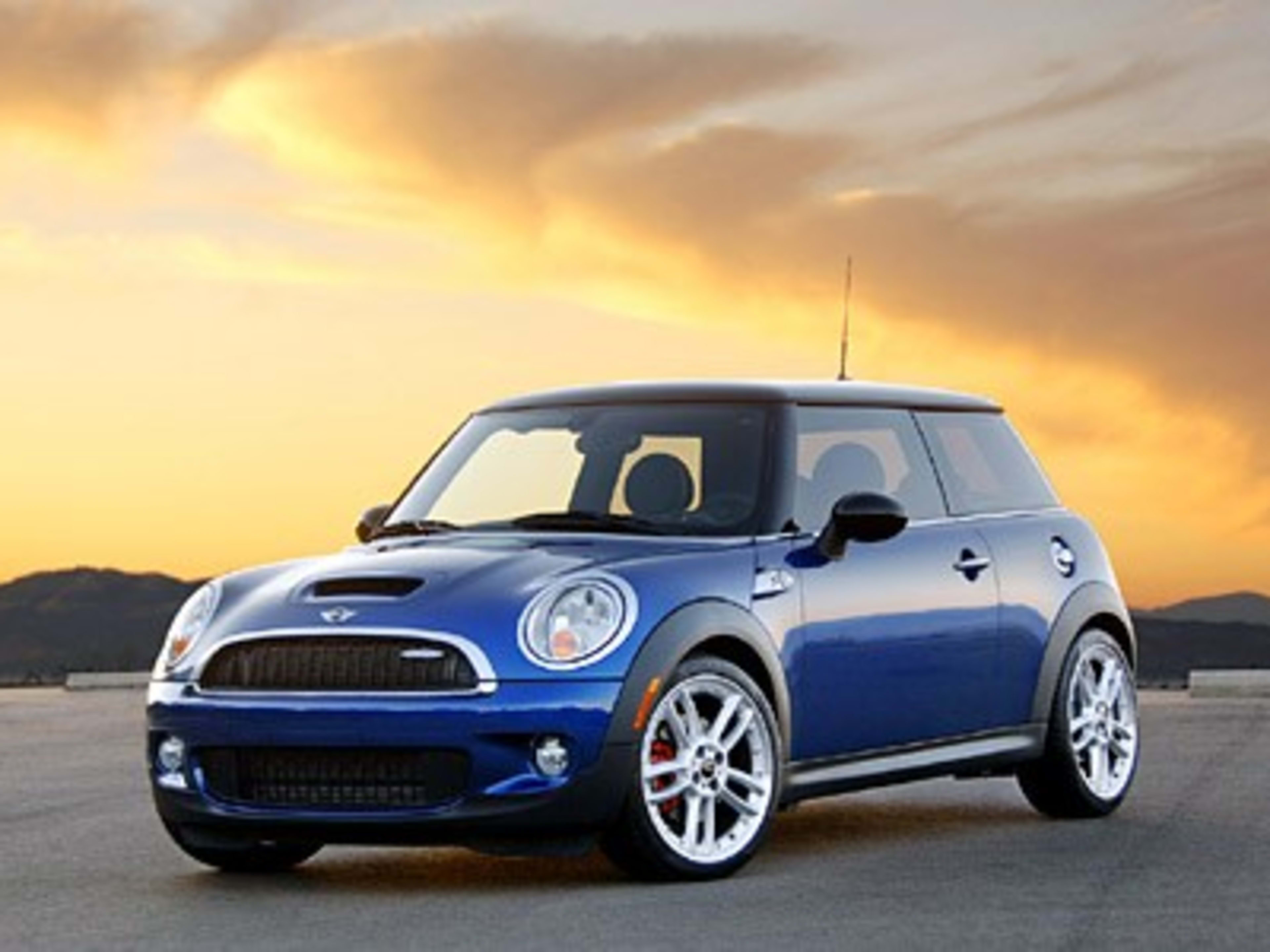 First Drive: 2008 MINI Cooper S JCW - Autoblog