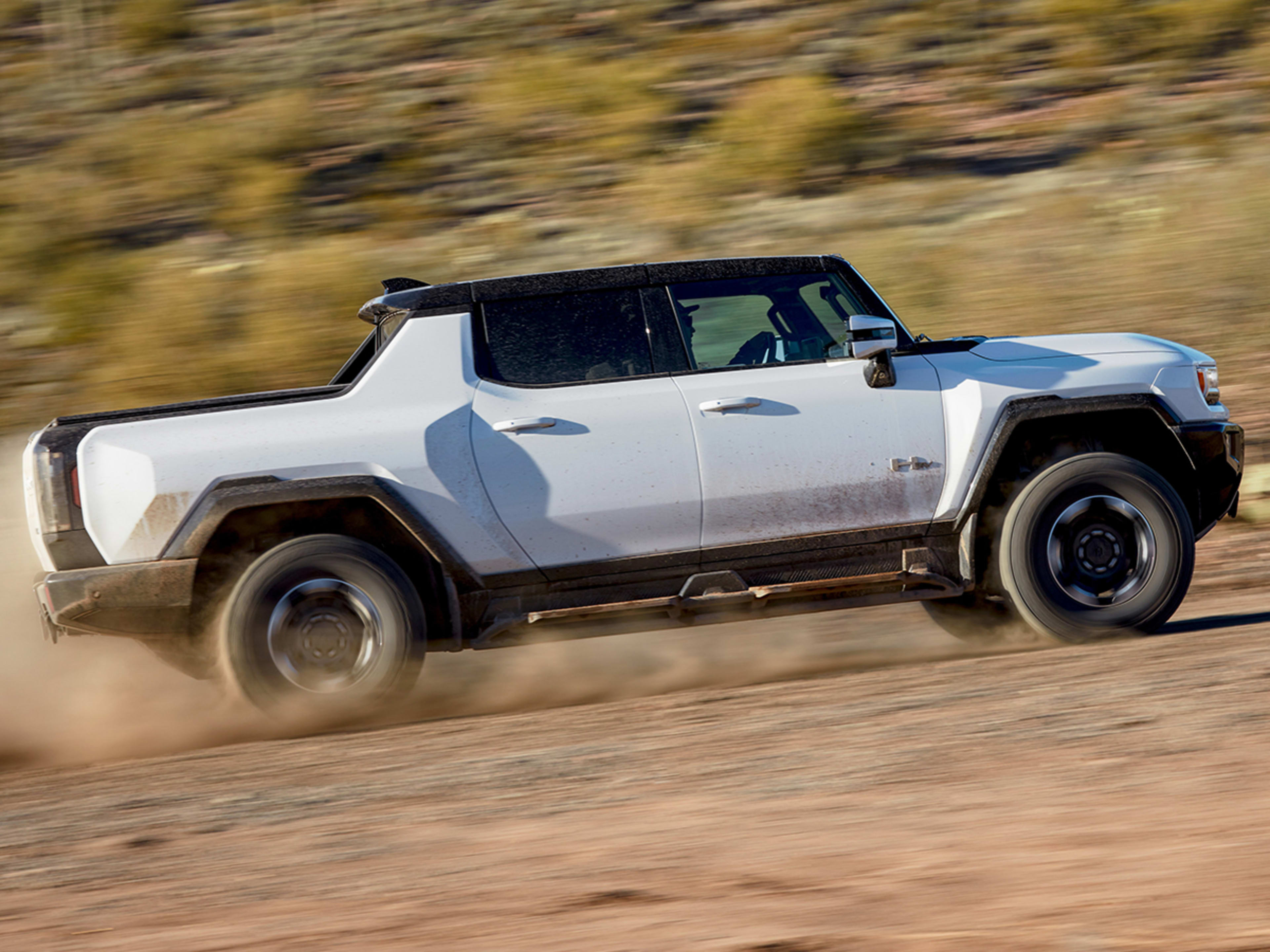 GM's Ultium EV platform finally shows up in Q3 sales numbers - Autoblog