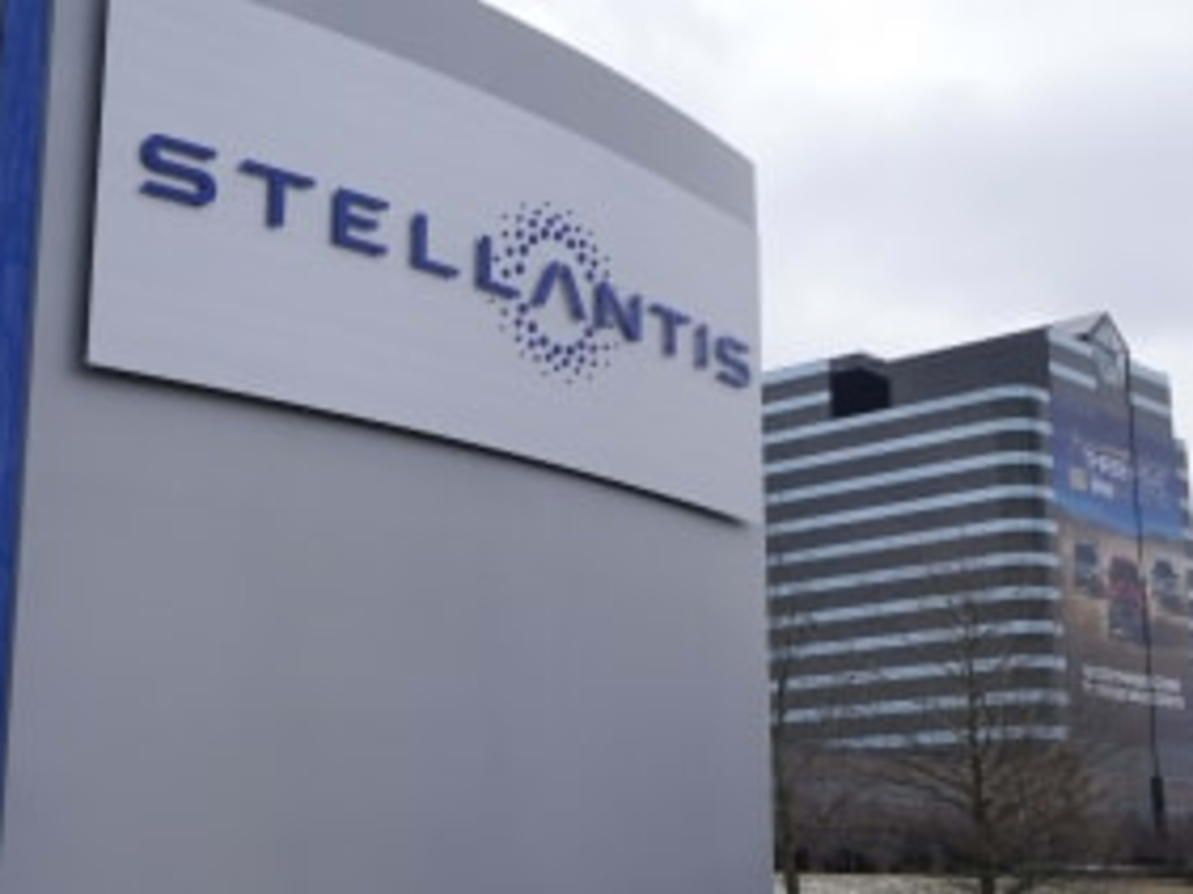 Stellantis wants to sell its Auburn Hills HQ and lease space in it ...