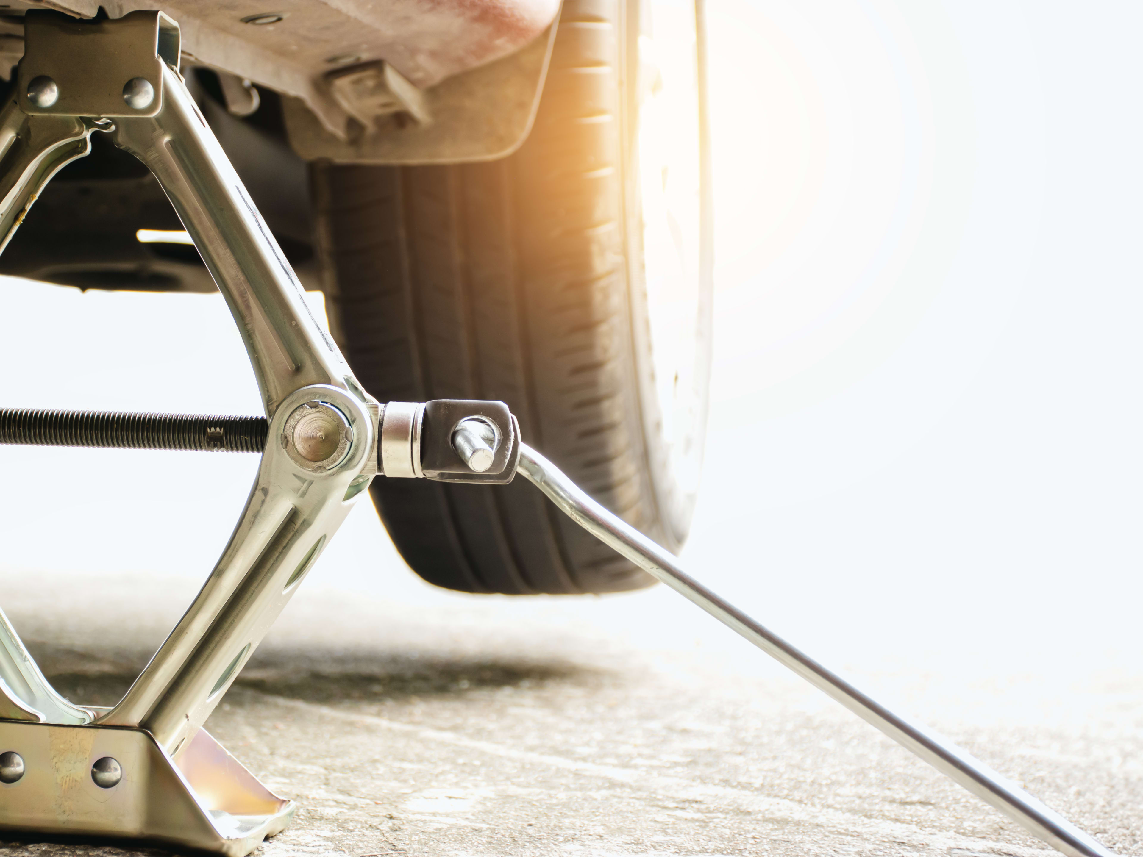 The best car jacks of 2024 - Autoblog