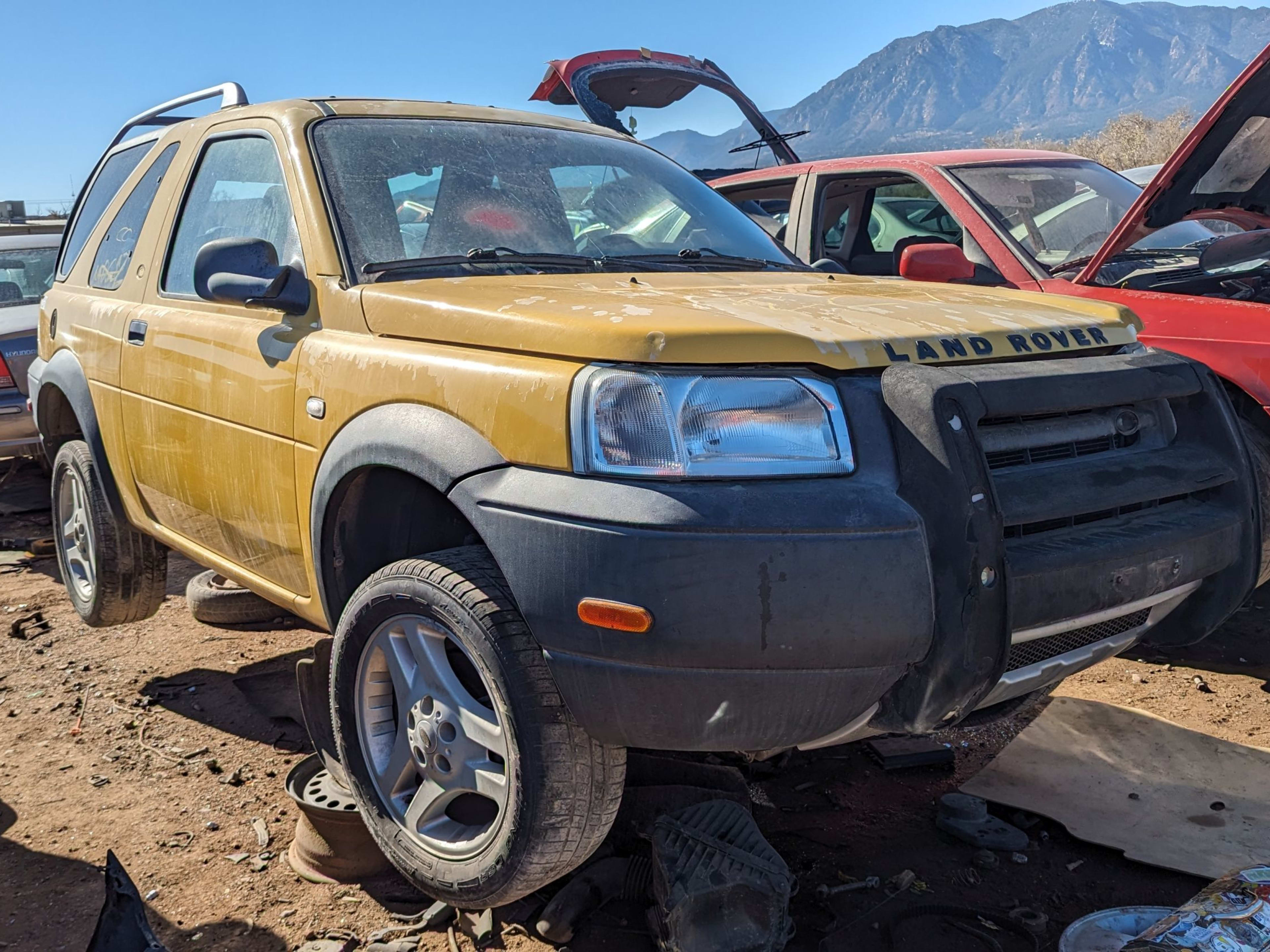 Junkyard Gem: 2003 Land Rover Freelander SE3 - Autoblog