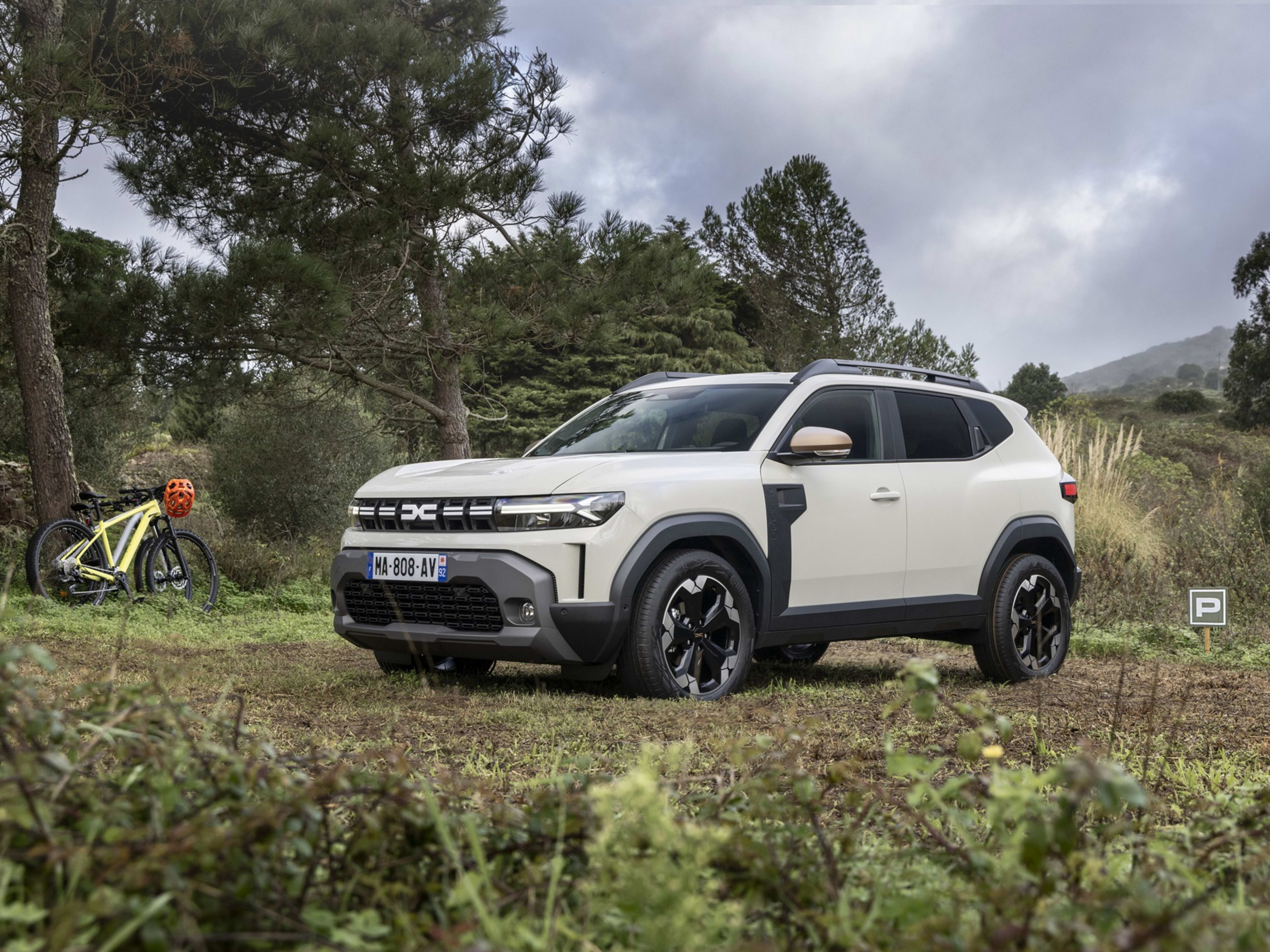 Third-generation Dacia Duster gets more rugged while staying cheap ...