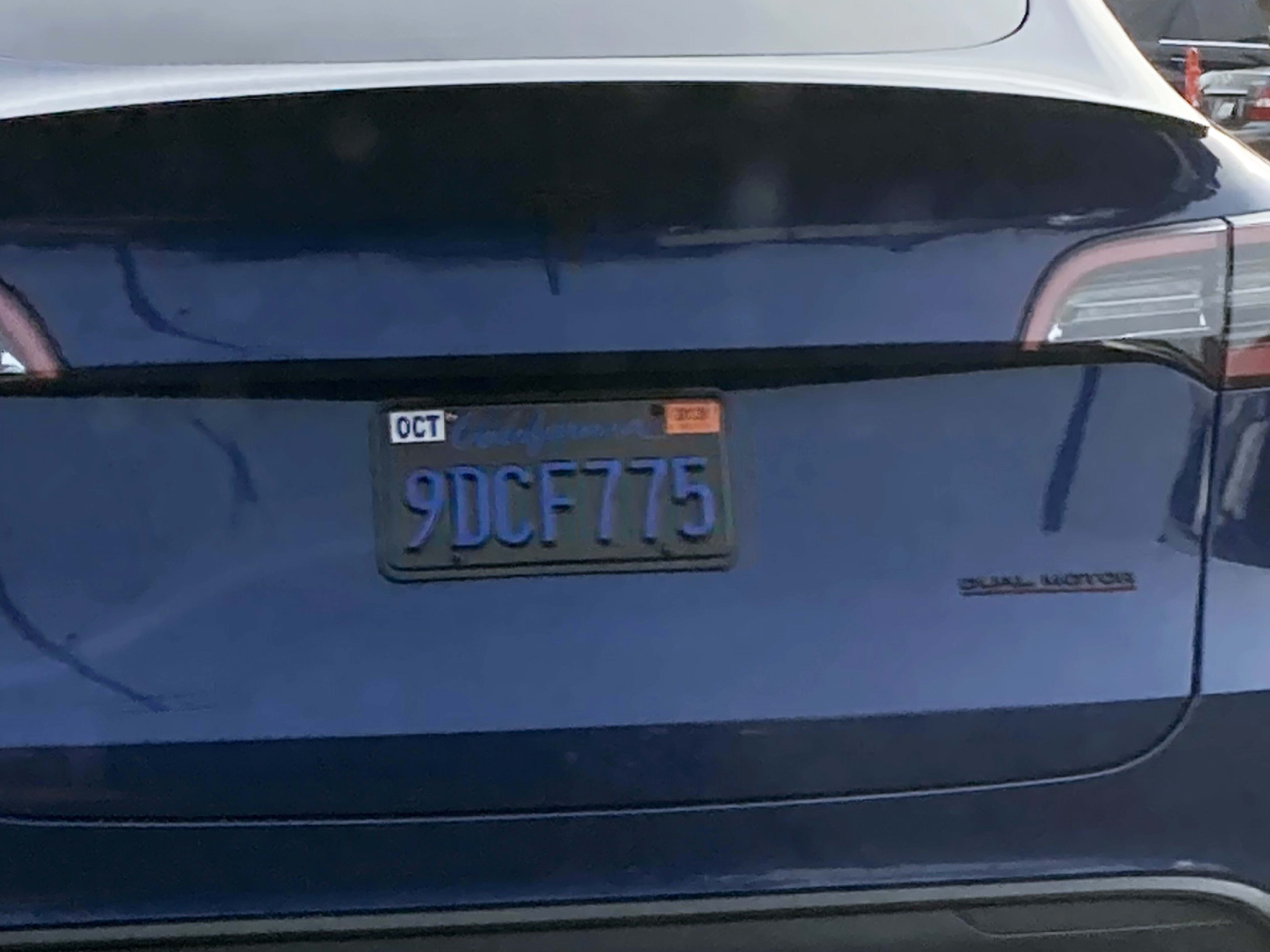 These trendy custom California license plates are illegal - Autoblog