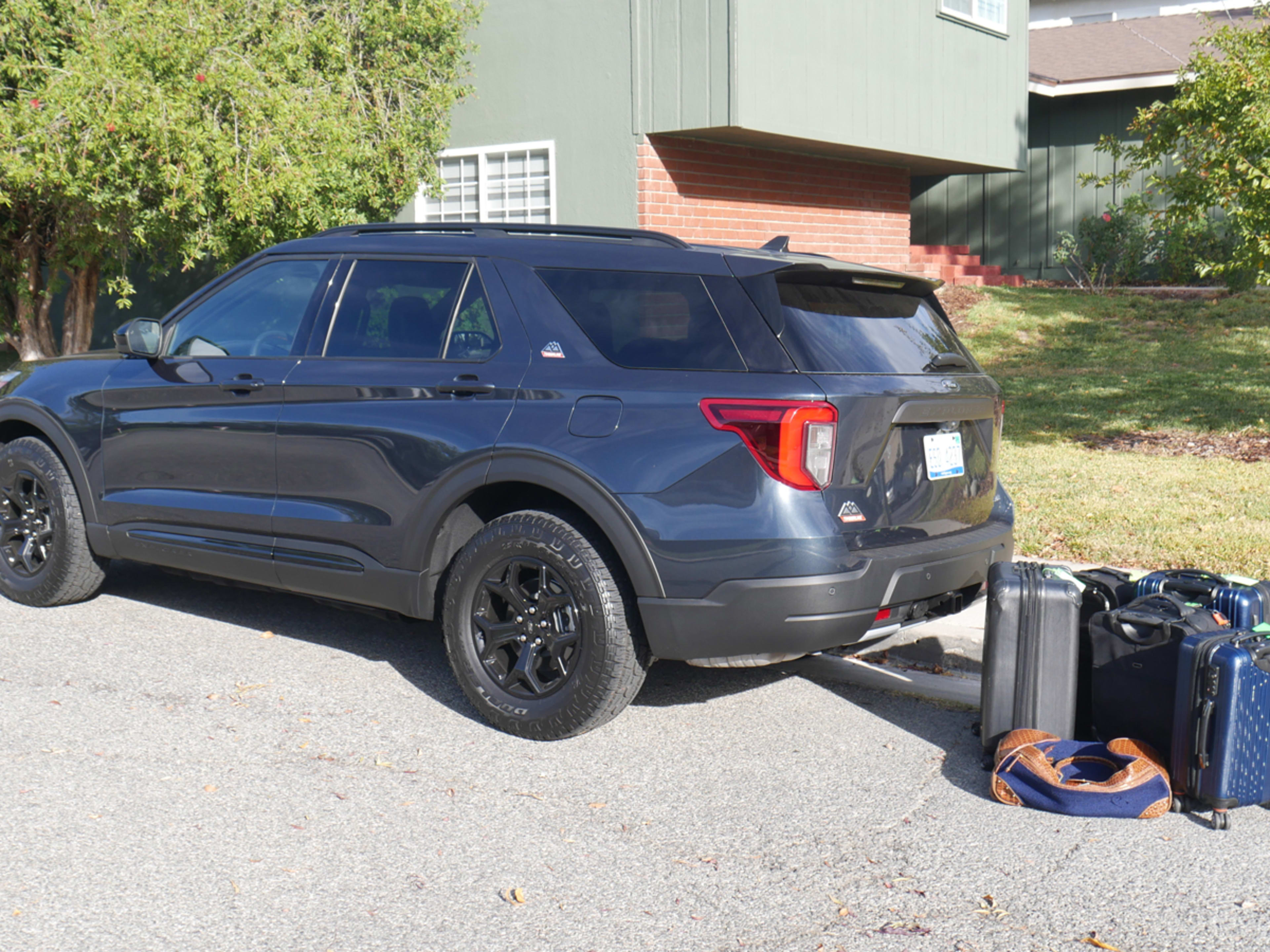 Ford Explorer Luggage Test: How much fits behind the third row? - Autoblog