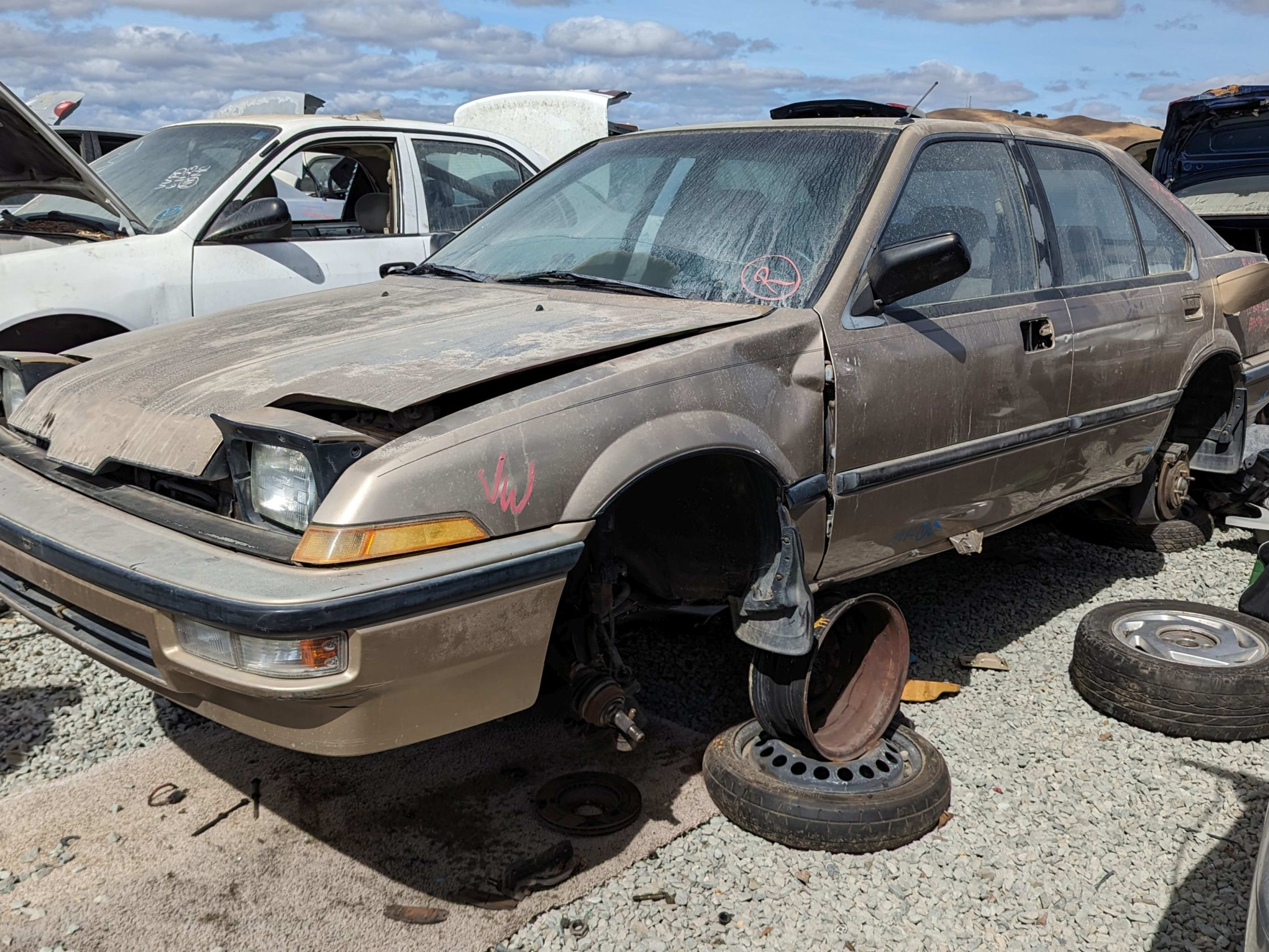 Junkyard Gem: 1988 Acura Integra LS Liftback Sedan - Autoblog