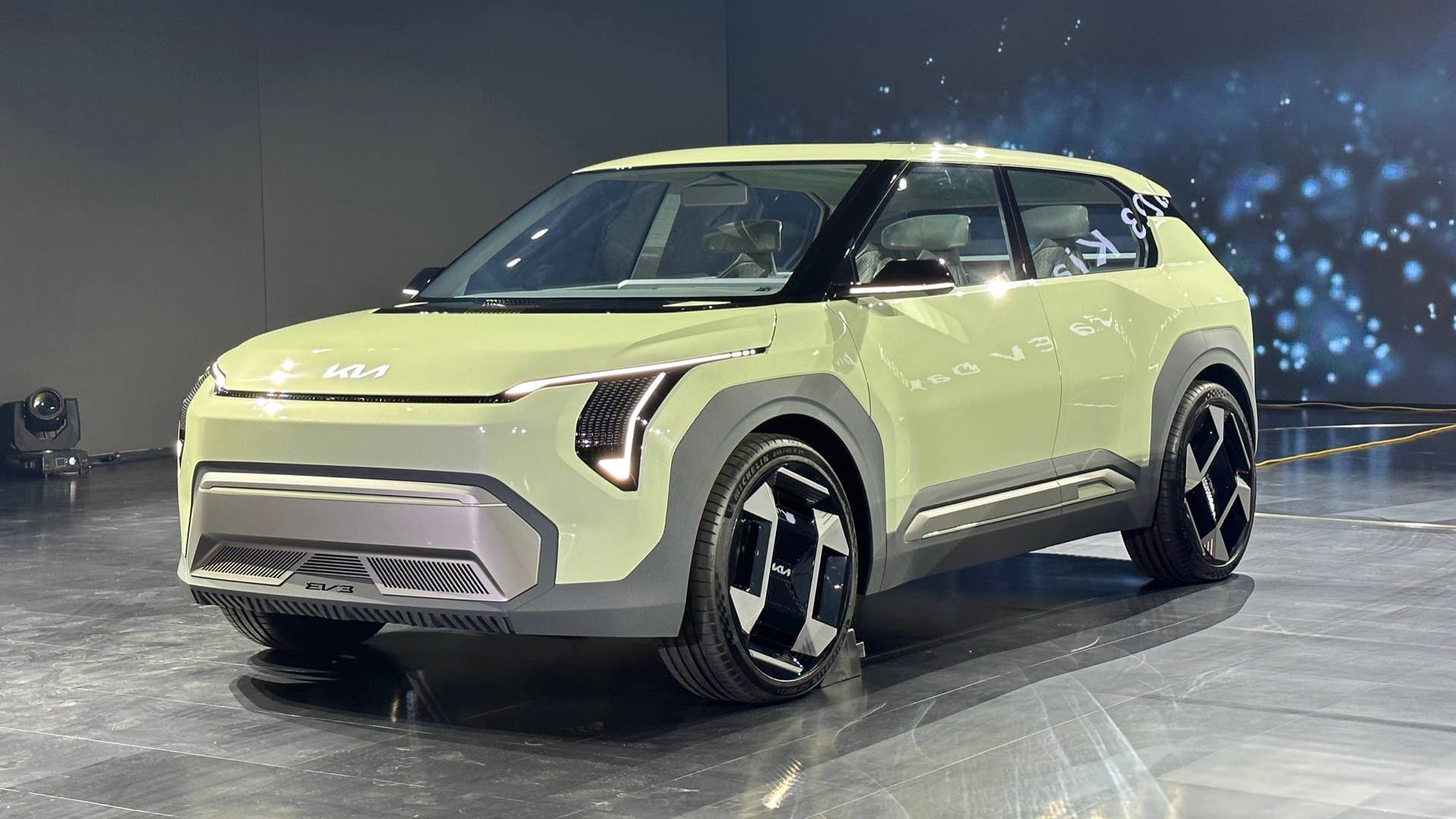 KIA EV3: Hands-on with KIA’s U.S.-bound electric runabout - Autoblog