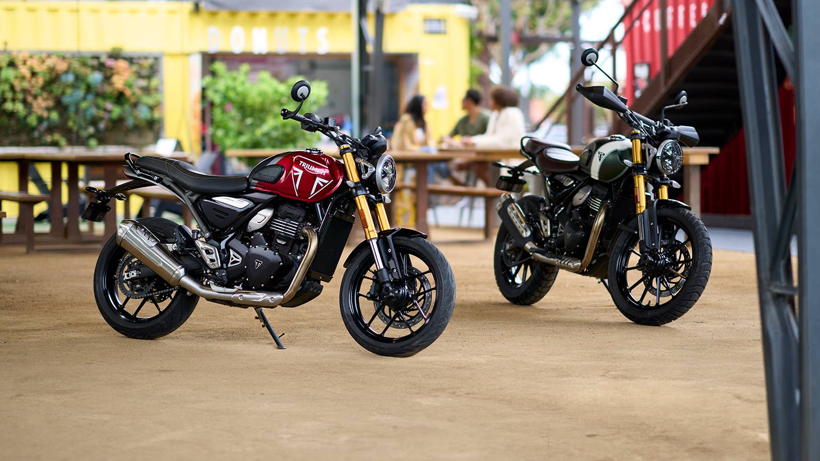 Triumph reveals entry-level retro bikes with Speed 400, Scrambler 400 X ...