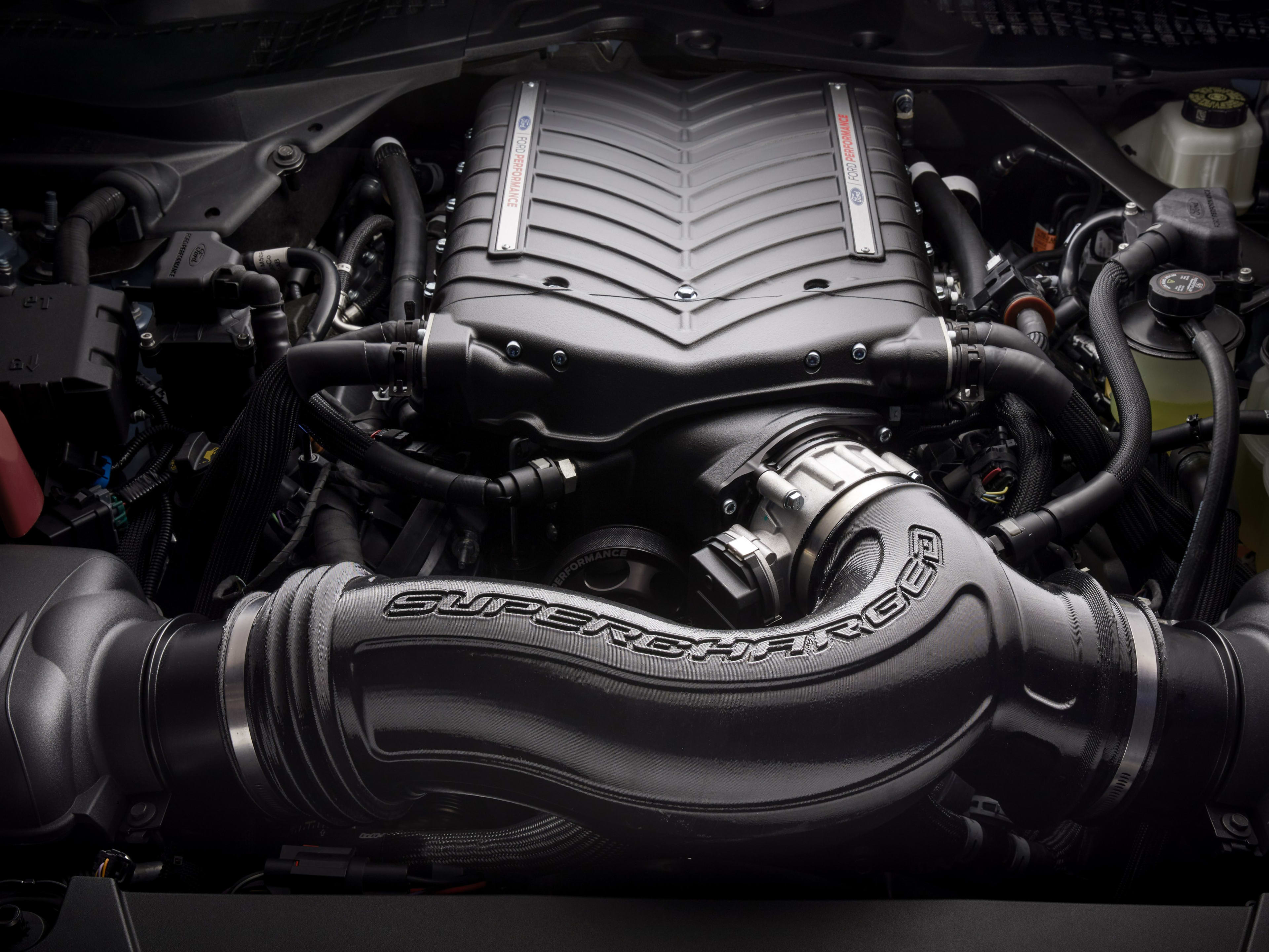 Ford Performance supercharger kit gets Mustang 810 hp with a warranty ...